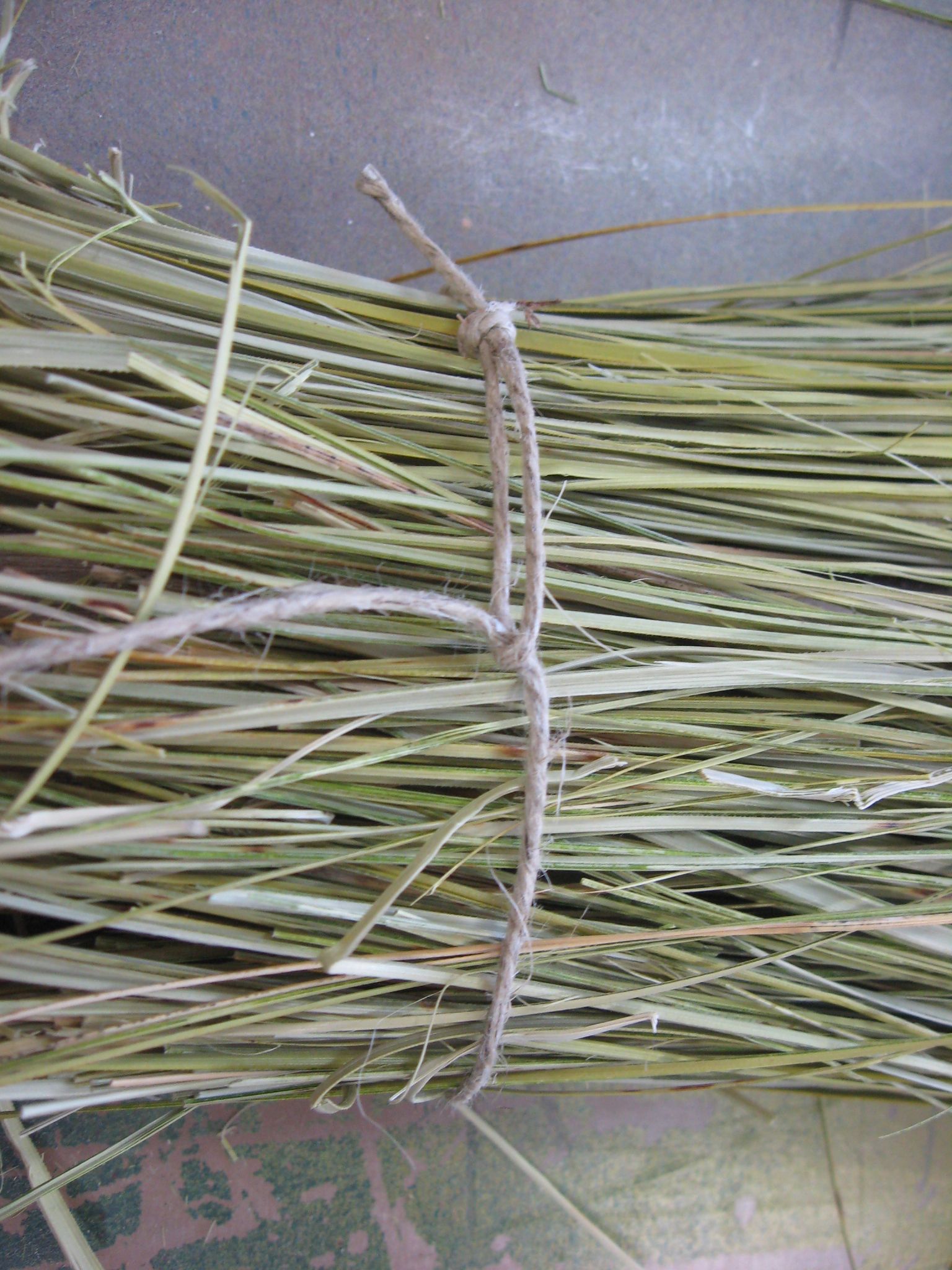 Classic Witch's Broom : 6 Steps (with Pictures) - Instructables