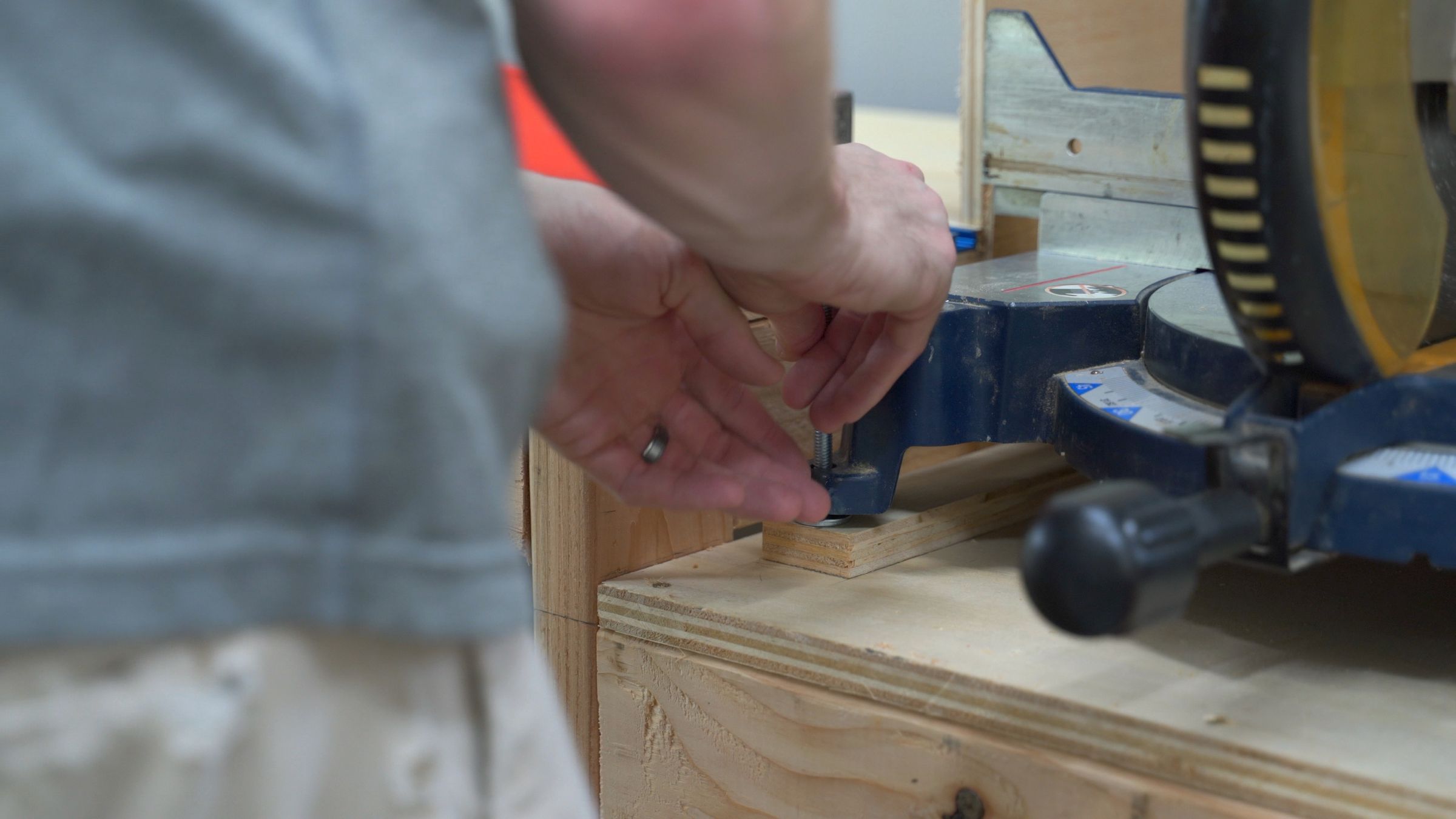 Miter Station + Storage Out of 2x4's : 17 Steps (with Pictures ...