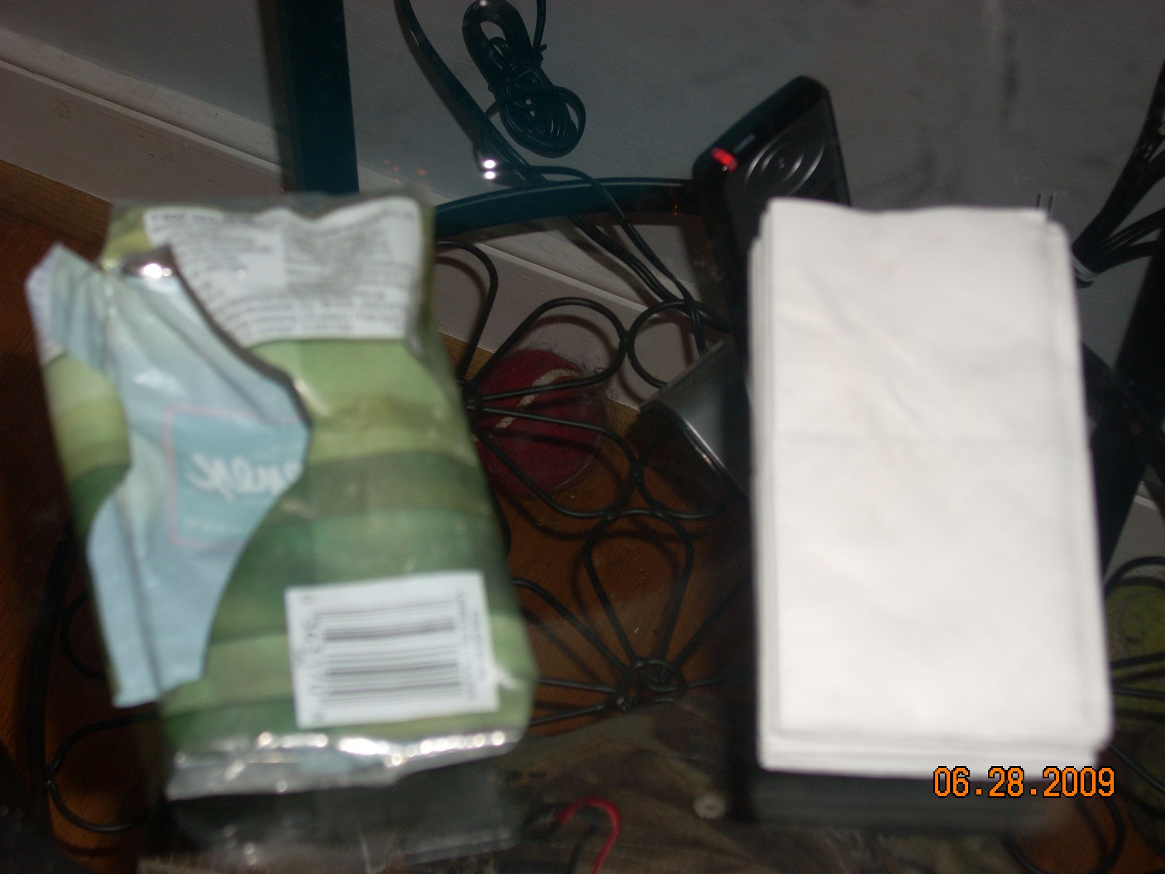 Curiously Strong Pocket Tissues : 4 Steps - Instructables