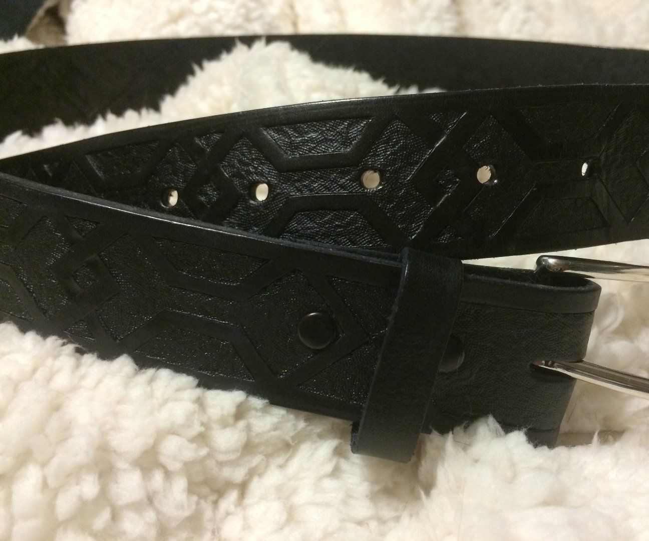 Dwarvish Leather Belt : 3 Steps (with Pictures) - Instructables