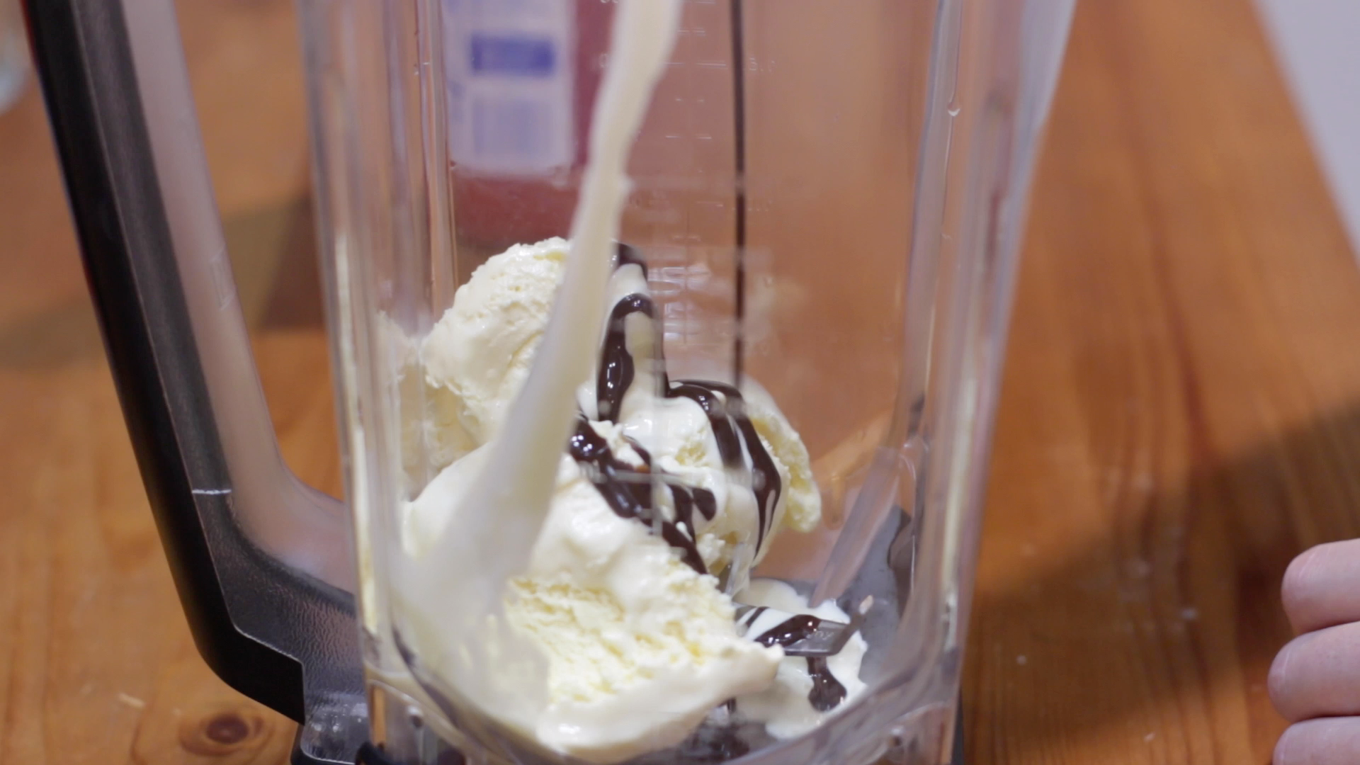 Easy Milkshakes : 5 Steps (with Pictures) - Instructables