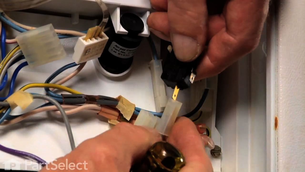 How to Replace Fridge Microswitch : 7 Steps - Instructables