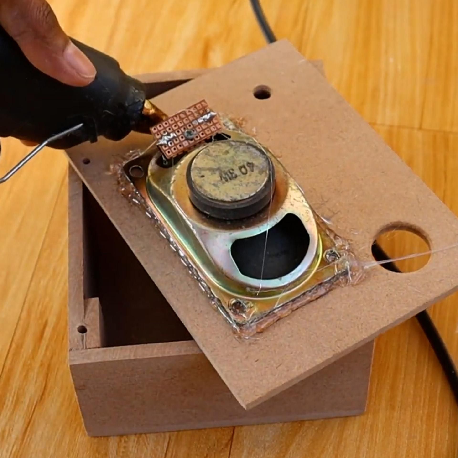 DIY FM Radio — Build a FM Receiver at Home With the Sony 1619 FM Radio ...