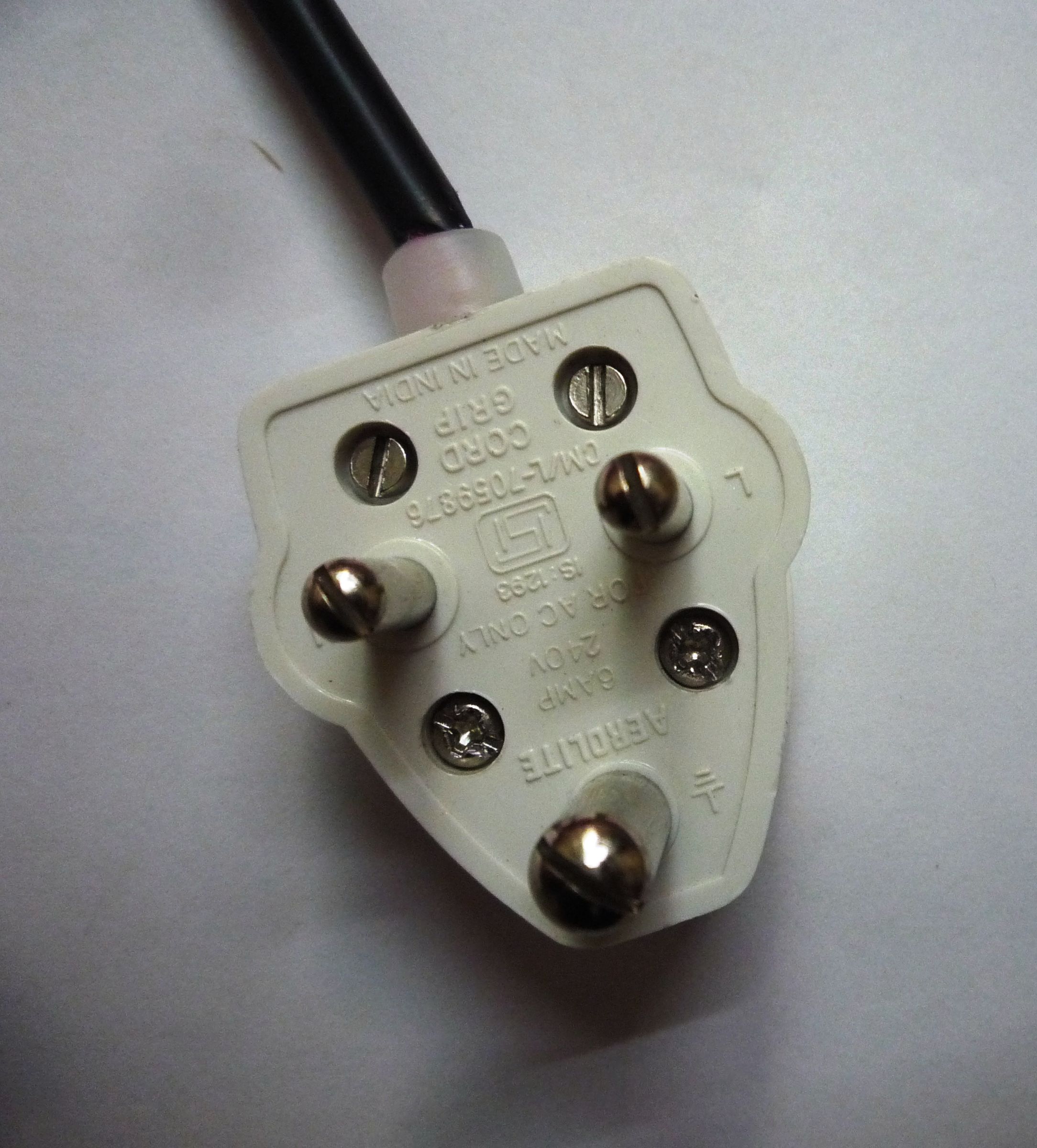 Make Your Own Extension Board : 13 Steps (with Pictures) - Instructables