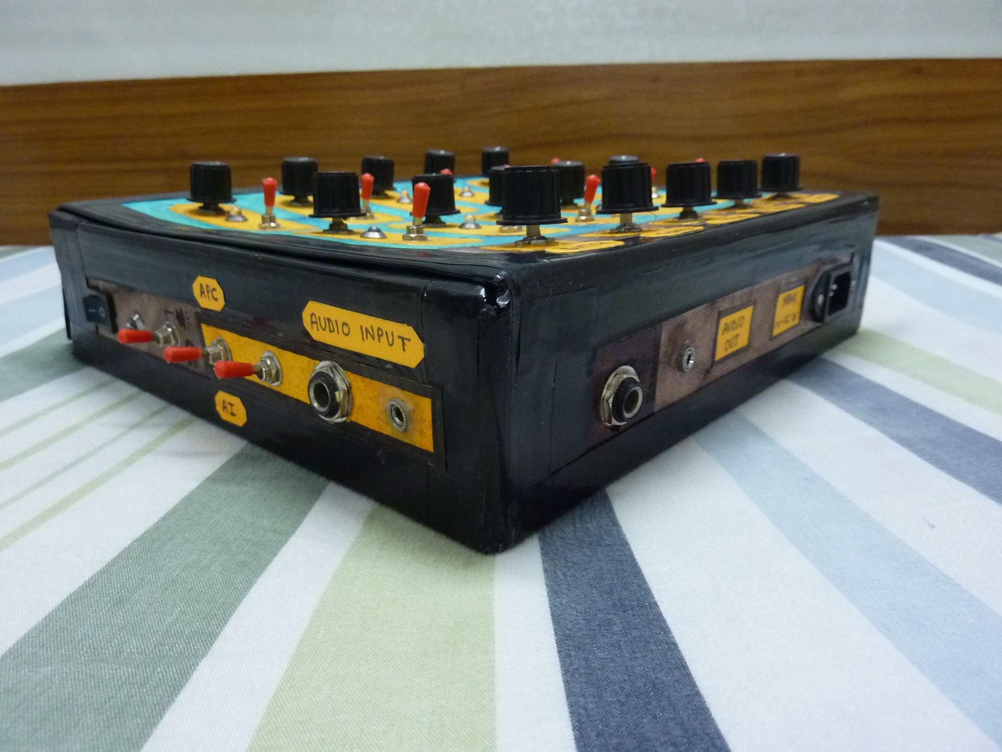 10 Step Analog Sequencer : 14 Steps (with Pictures) - Instructables