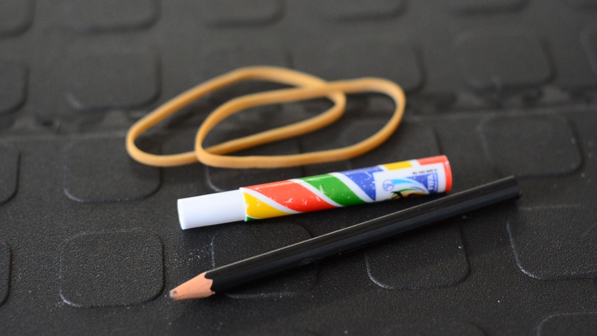 Mini BB Launcher : 9 Steps (with Pictures) - Instructables