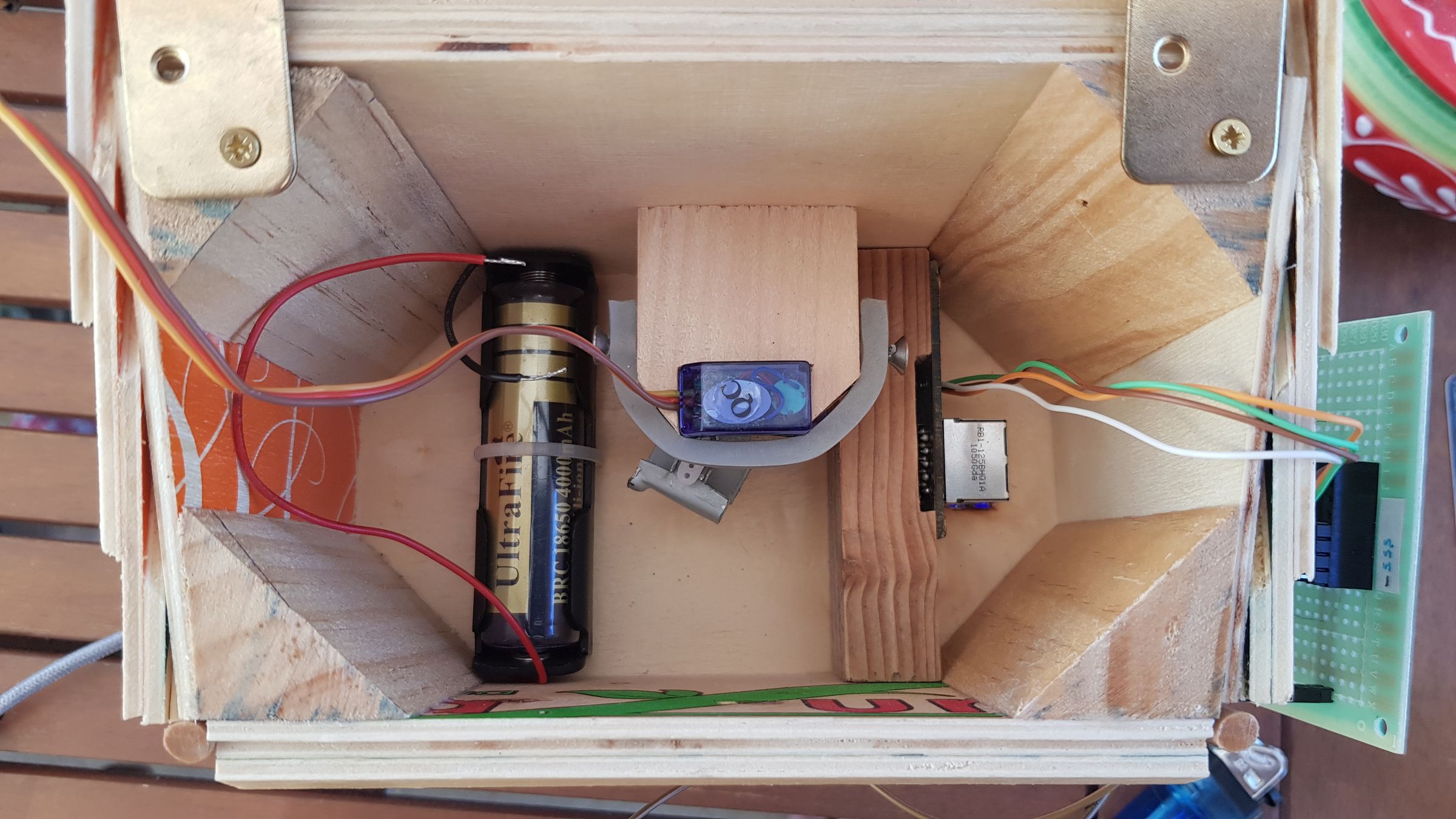 Connected Letterbox Solar Powered : 12 Steps (with Pictures ...