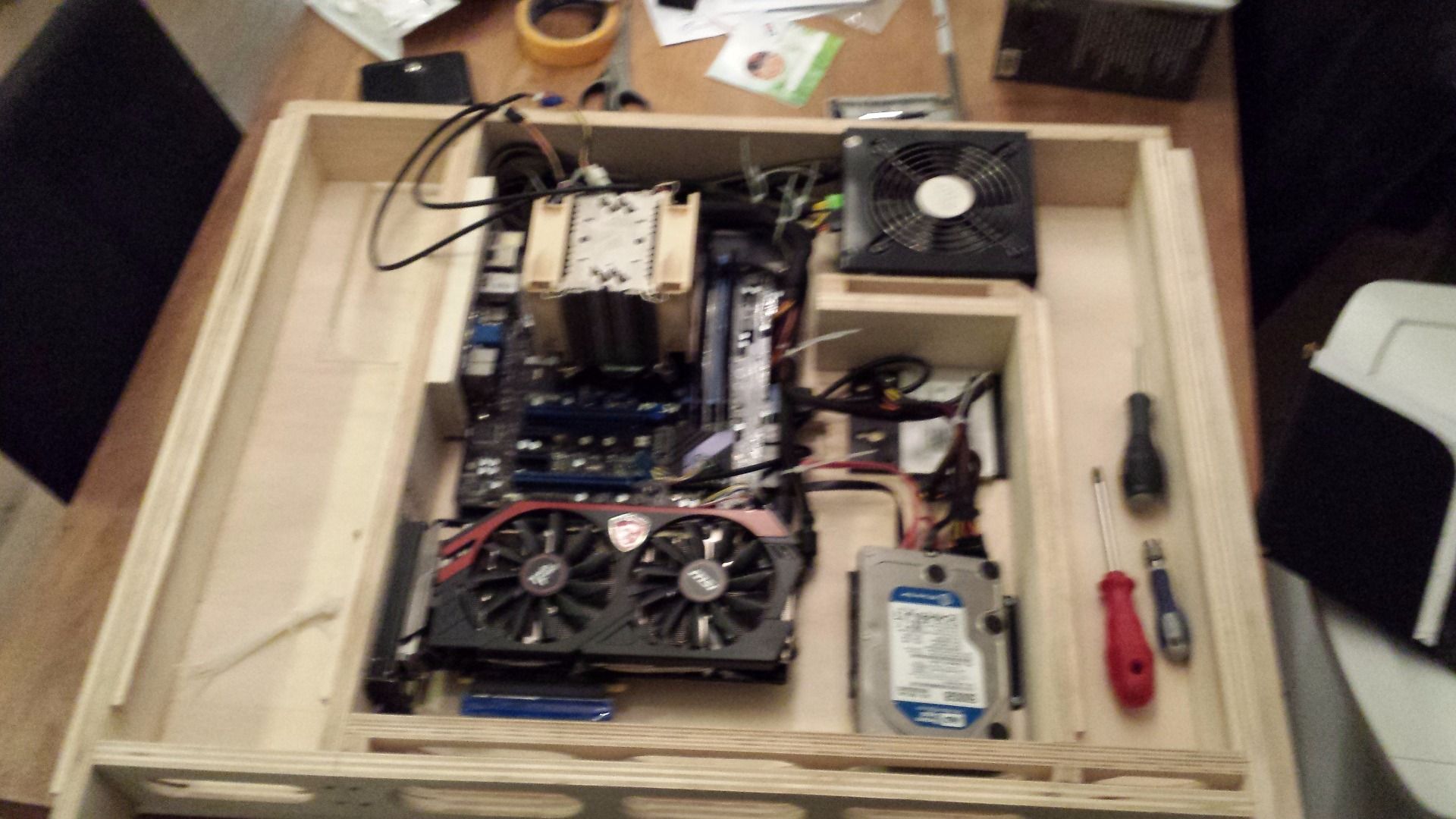 Deskdown, a Hidden Computer : 8 Steps - Instructables