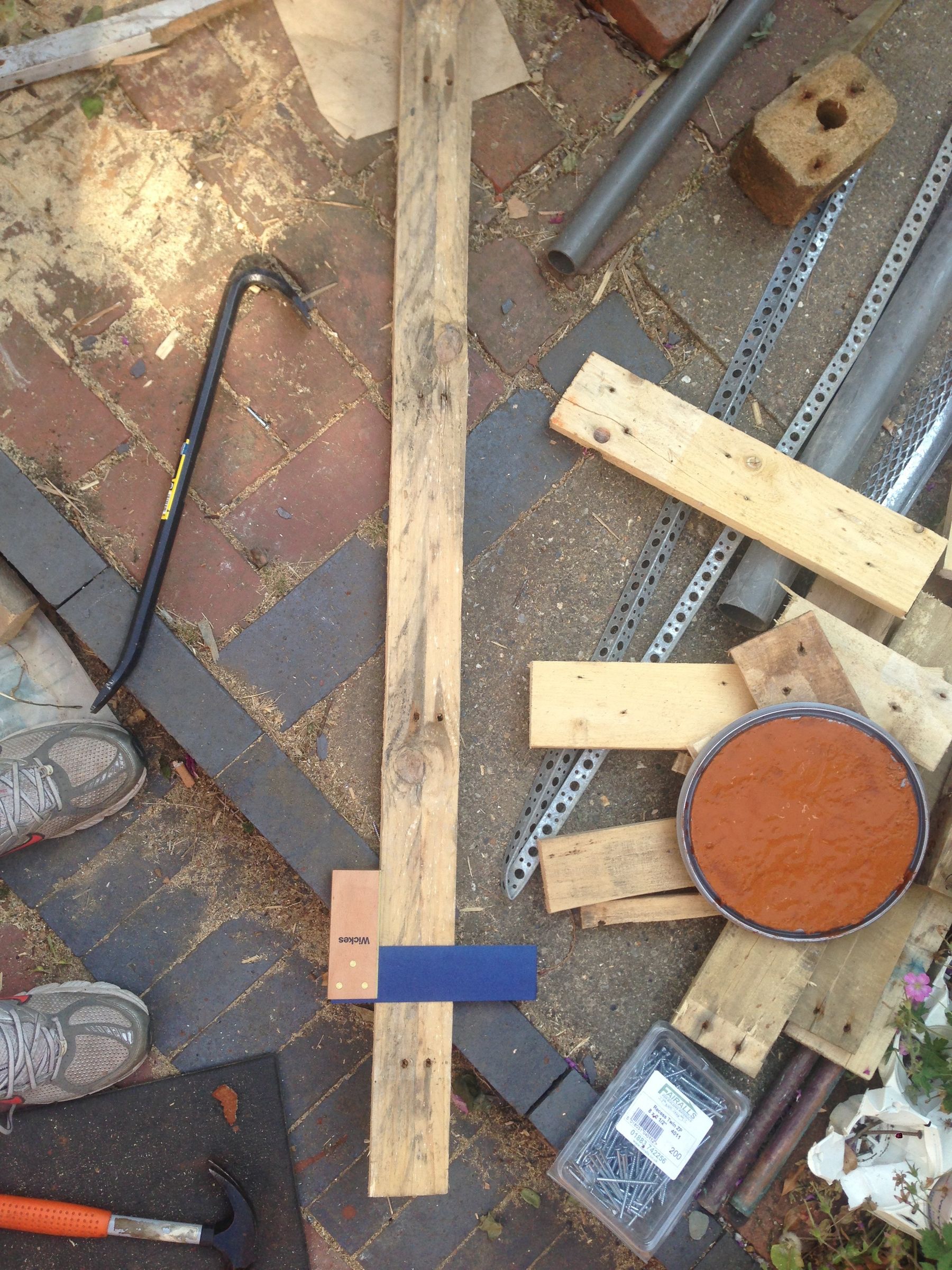 Pallet Woodstore : 7 Steps - Instructables