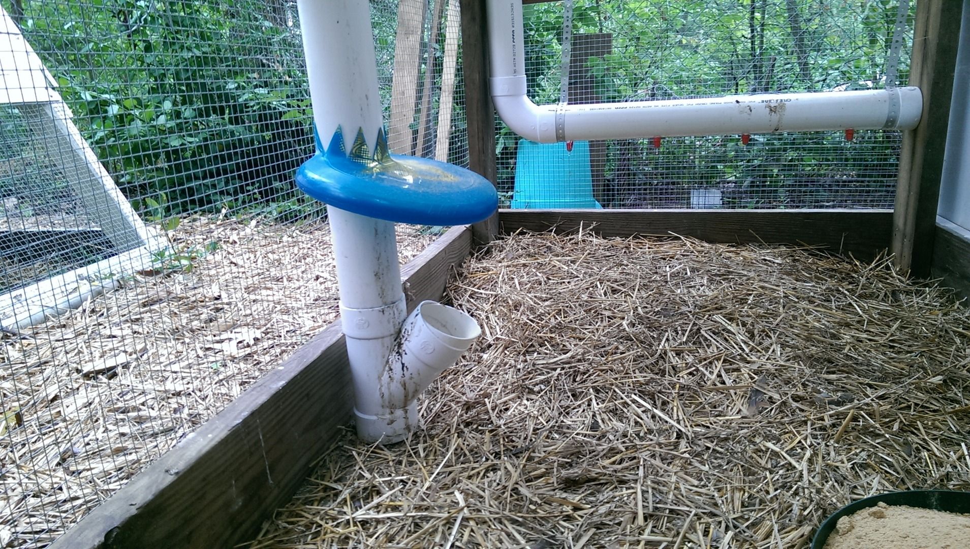PVC Chicken Feeder : 4 Steps (with Pictures) - Instructables
