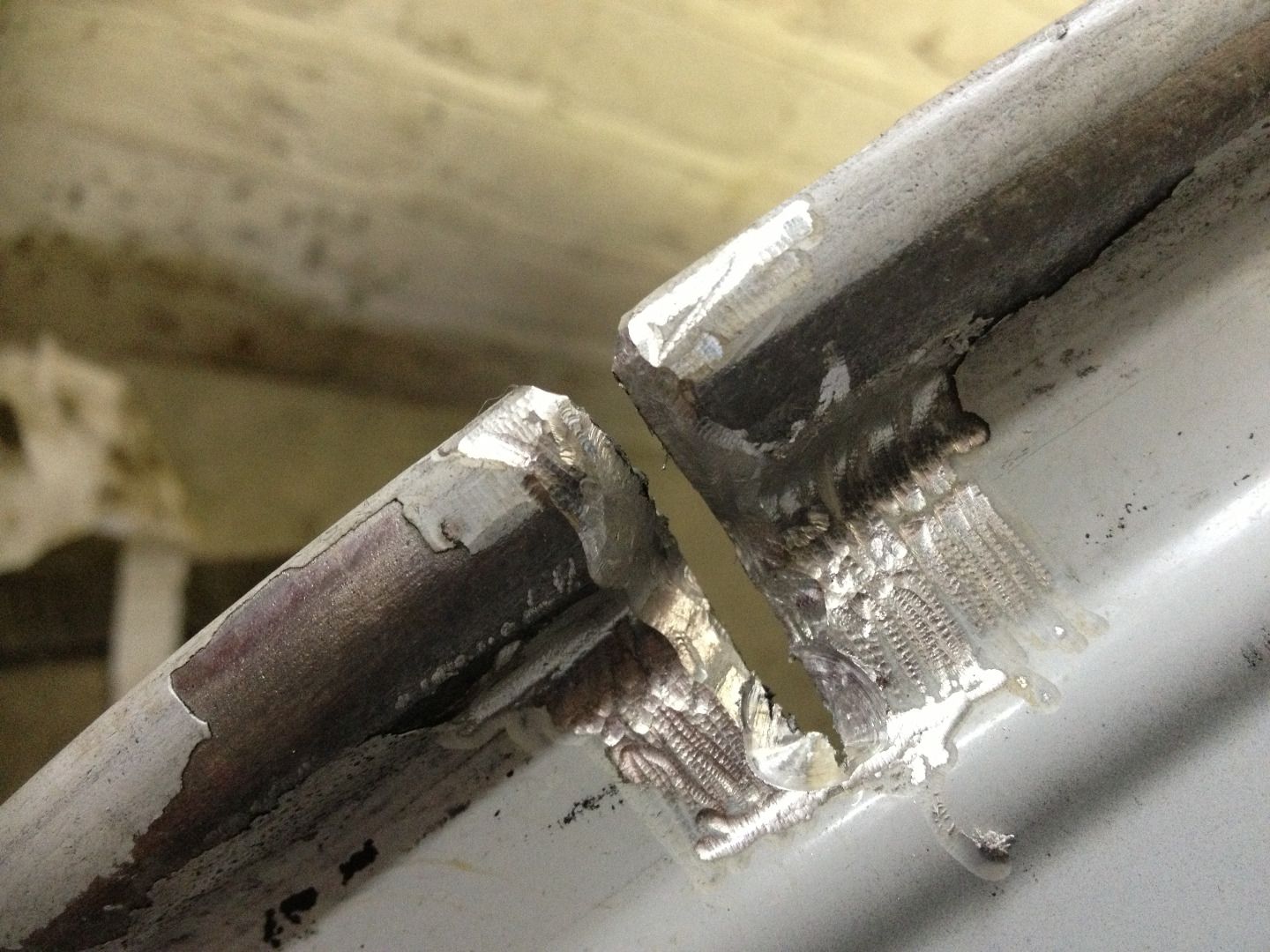 How to Repair a Cracked Alloy Wheel : 4 Steps - Instructables