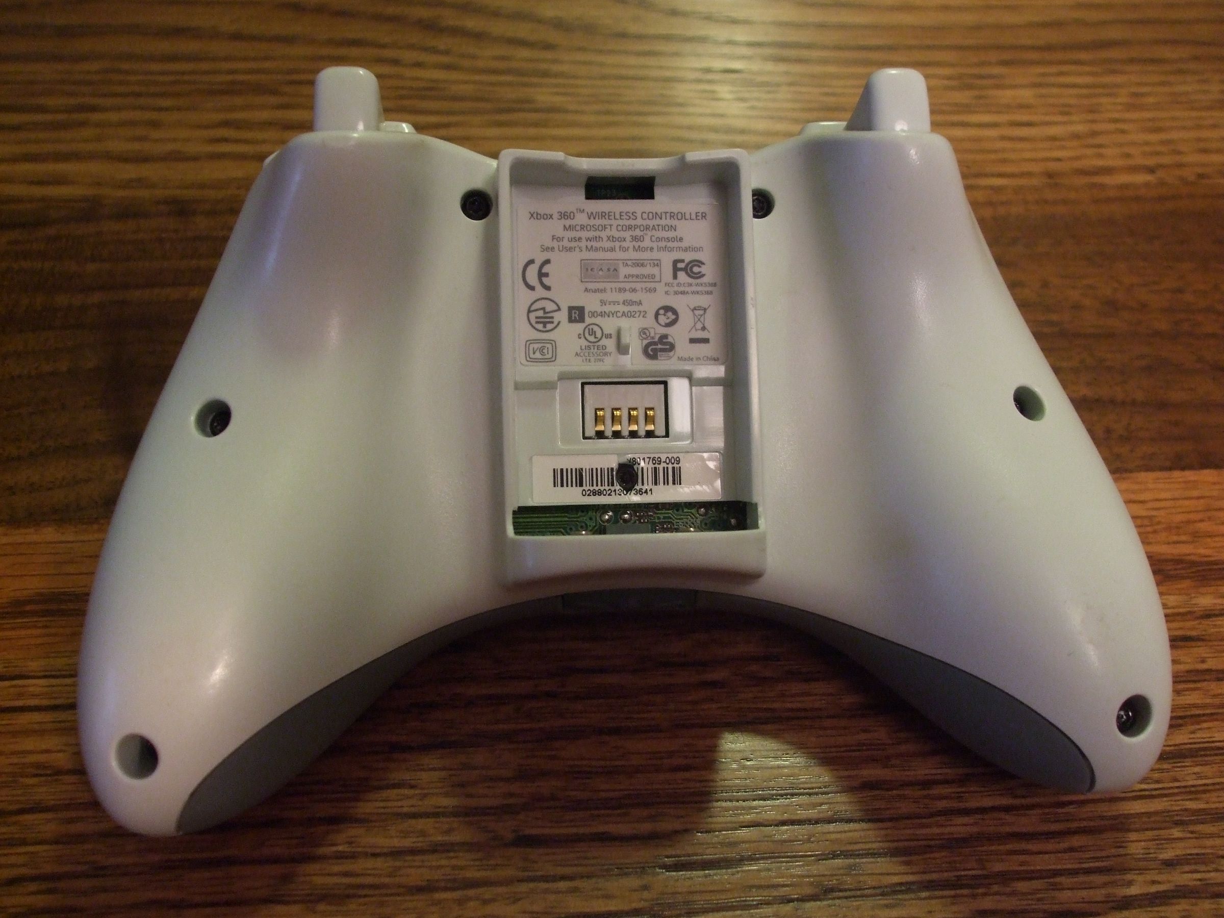 Replacing the Joystick in a Xbox 360 Controller : 6 Steps (with ...