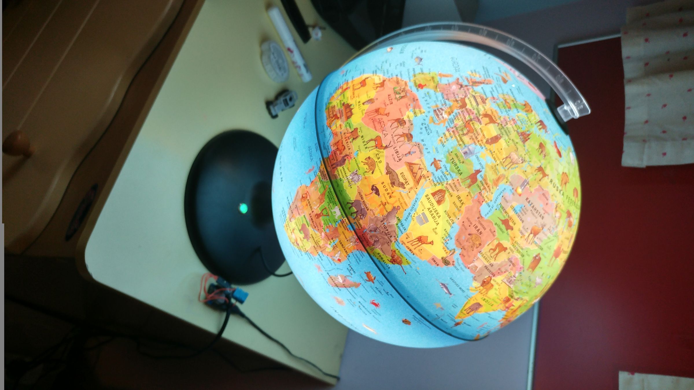 IoT-cloud Globe Light - Instructables
