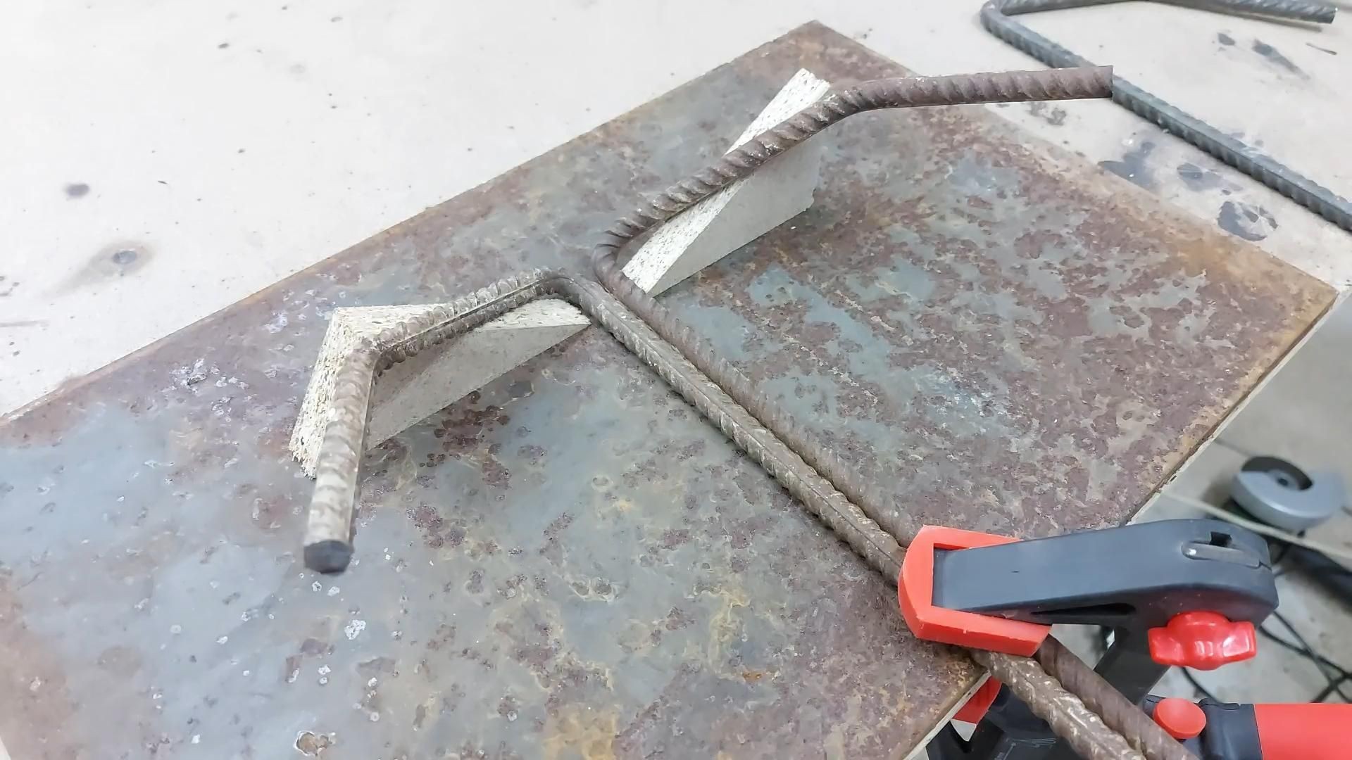 Grappling Hook From Construction Rebar : 4 Steps (with Pictures ...