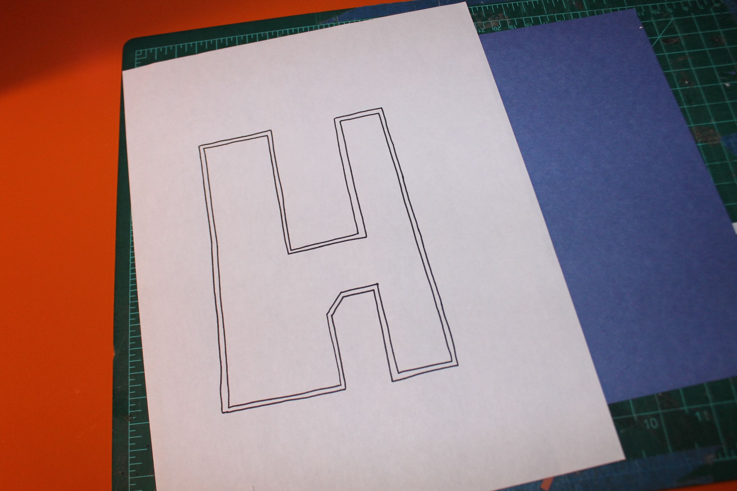 Construction Paper Cartoon Character Banner : 11 Steps - Instructables