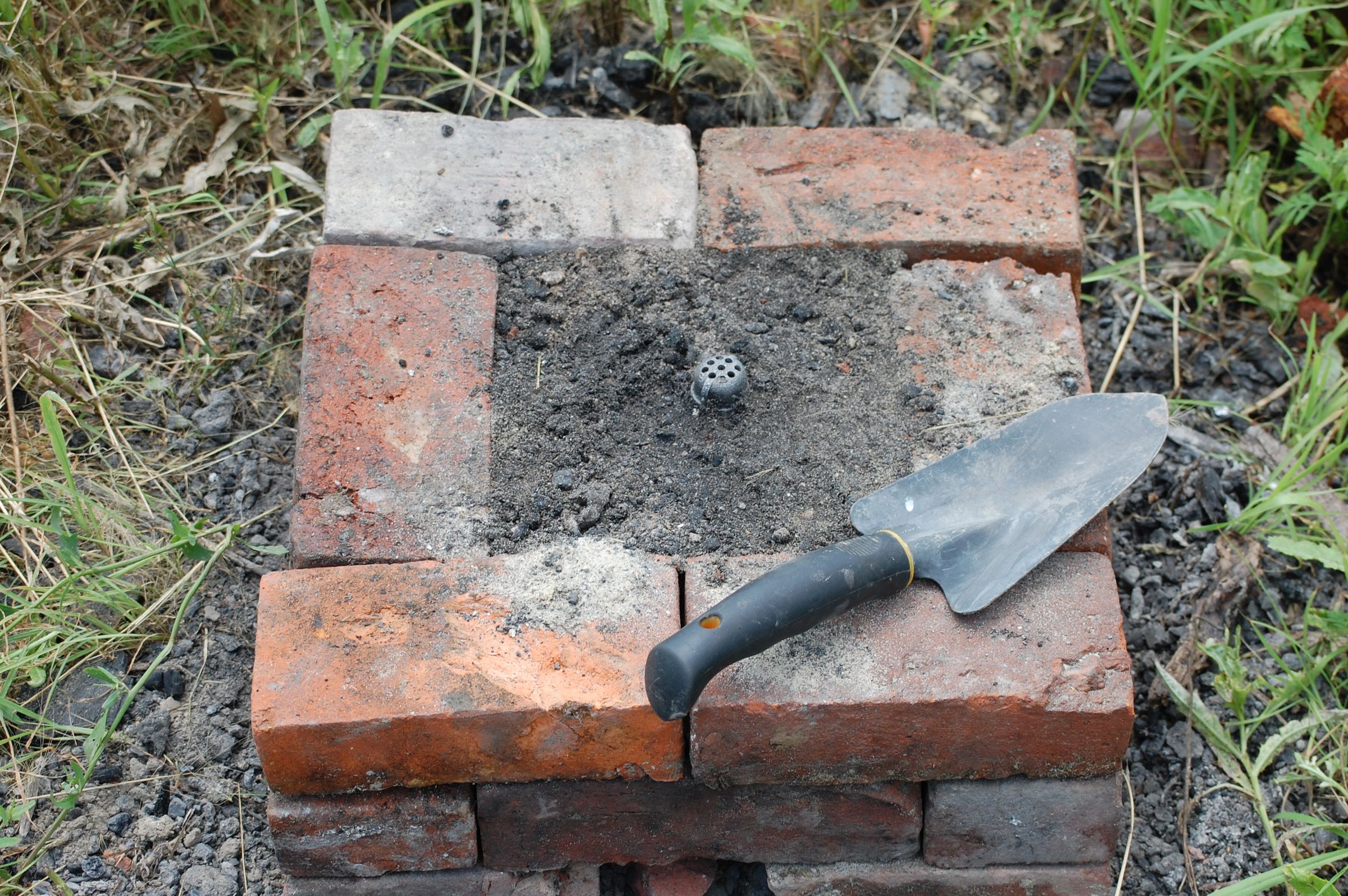 Simple Forge From Red House Bricks : 10 Steps (with Pictures ...