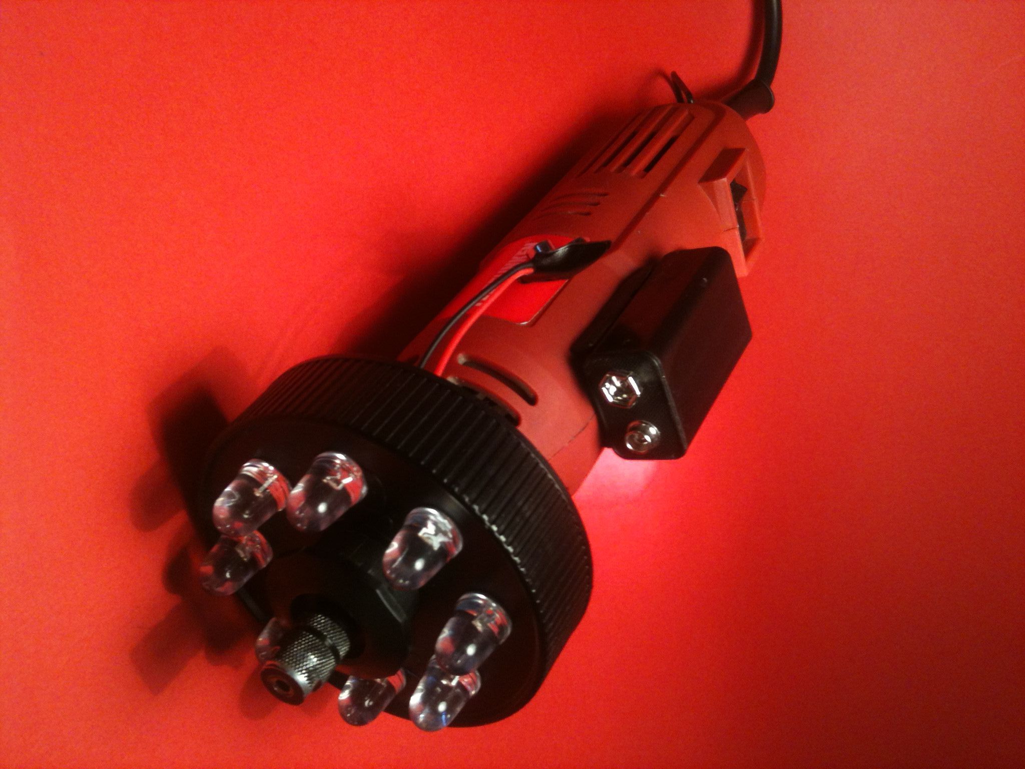 DIY 3$ Dremel Light [UPDATED] : 8 Steps - Instructables