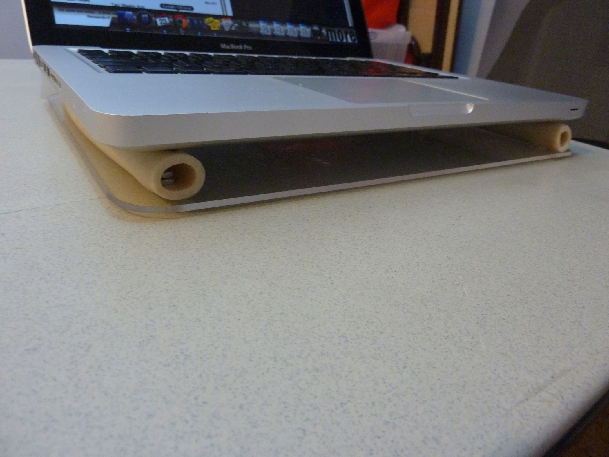 Easy Laptop Cooler : 5 Steps - Instructables