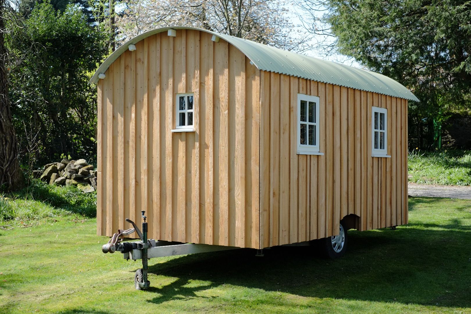 A Hut on Wheels : 22 Steps (with Pictures) - Instructables