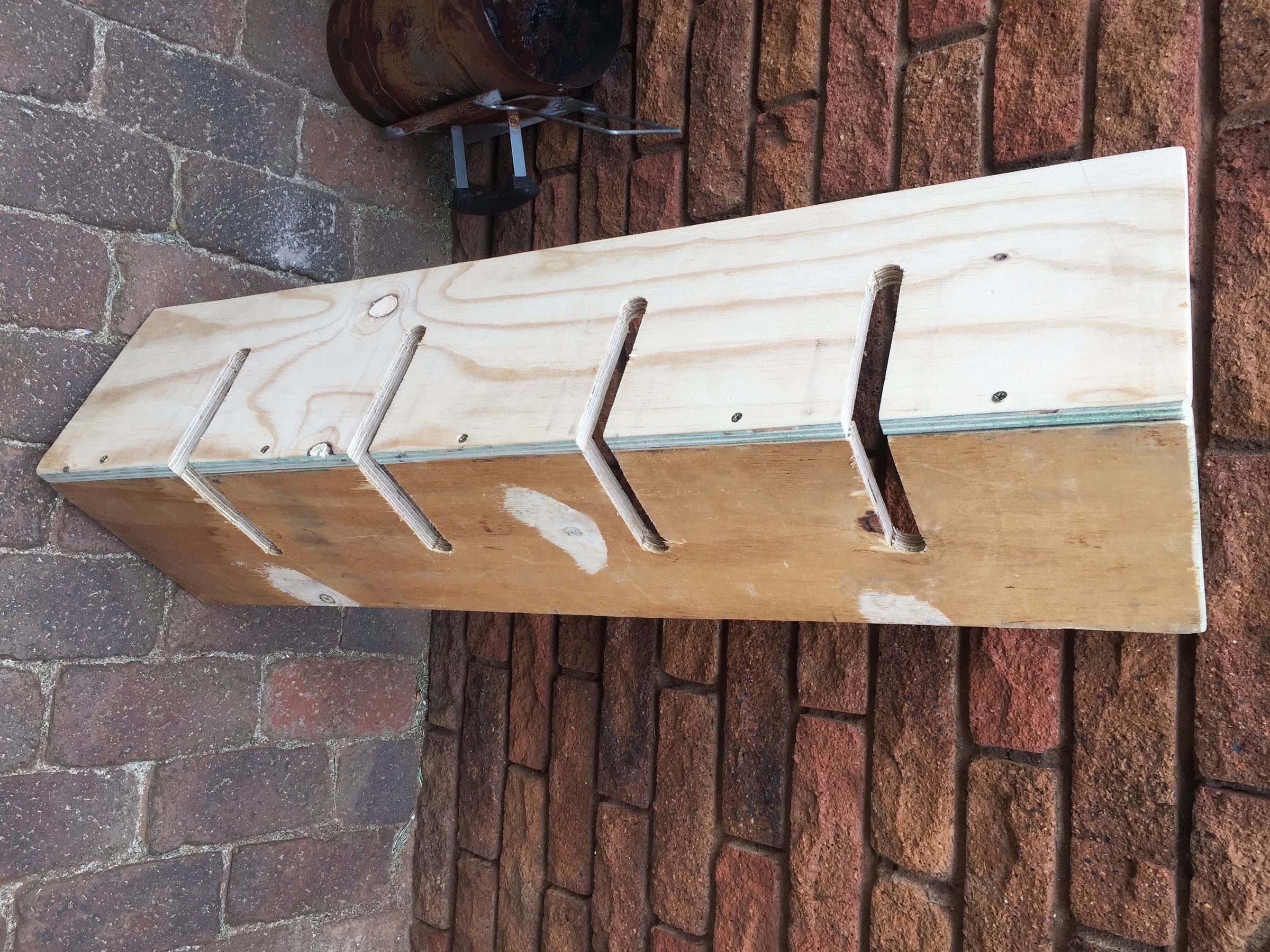 Longboard/Skateboard Rack : 7 Steps (with Pictures) - Instructables