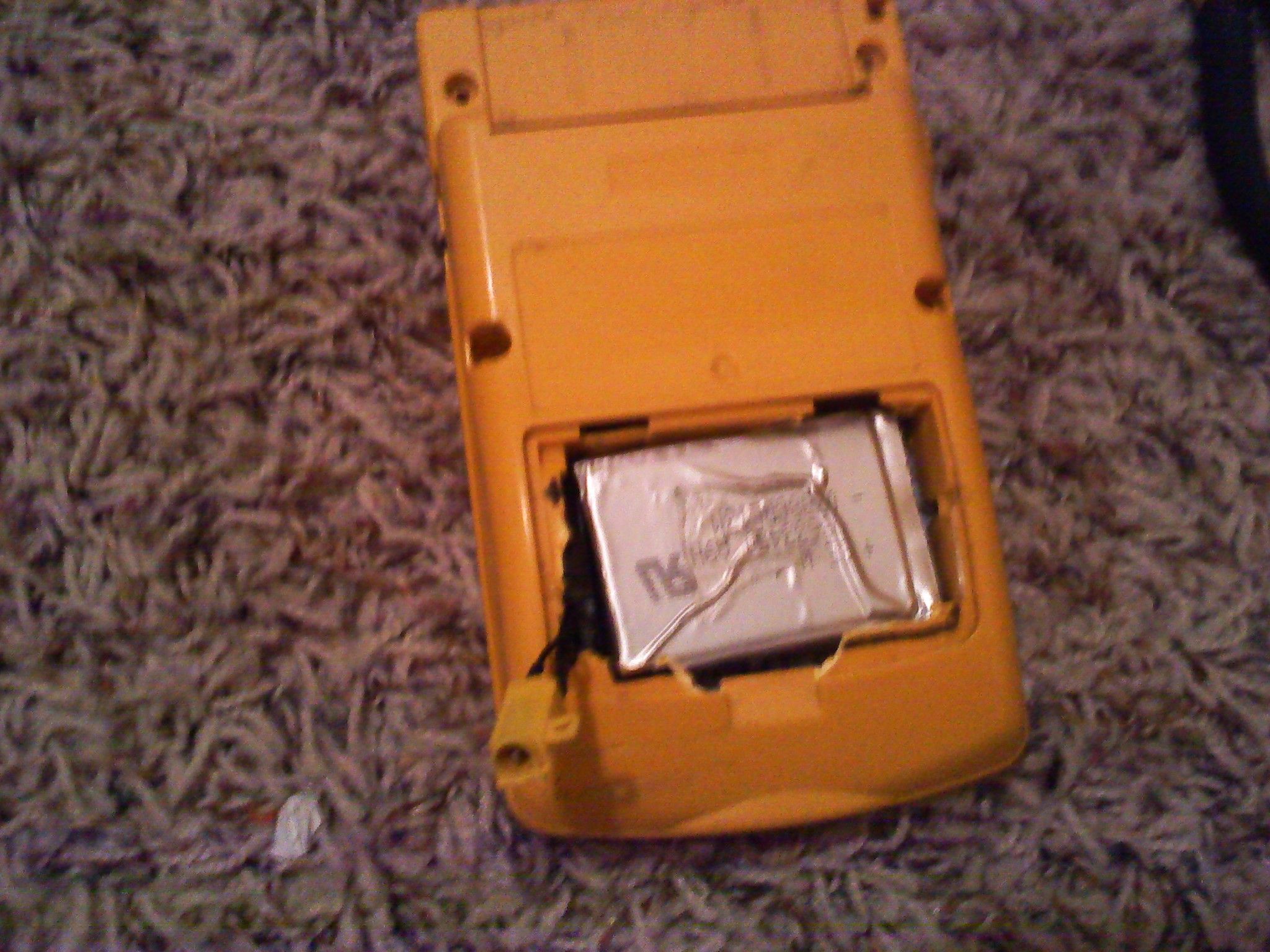 How to Make a Gameboy Color Rechargeable. : 5 Steps - Instructables