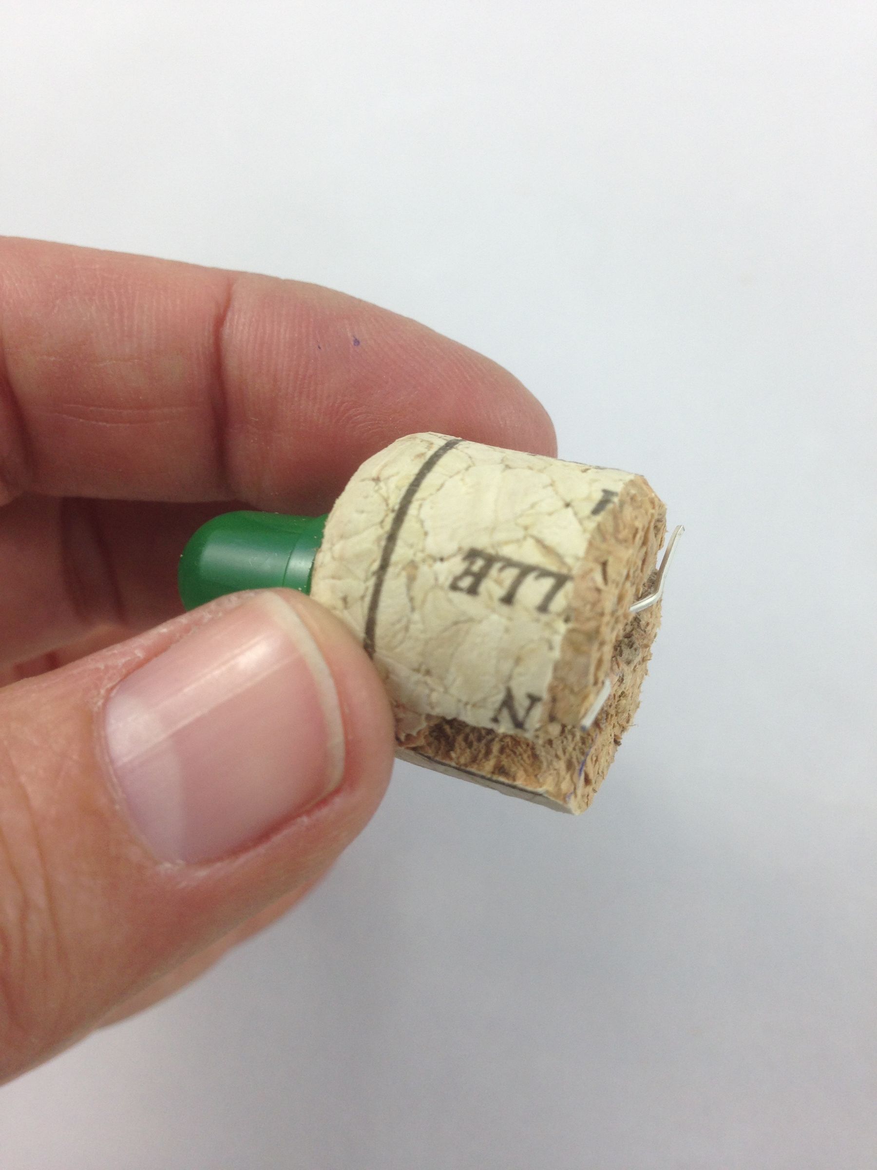 LED Cork Light : 5 Steps (with Pictures) - Instructables