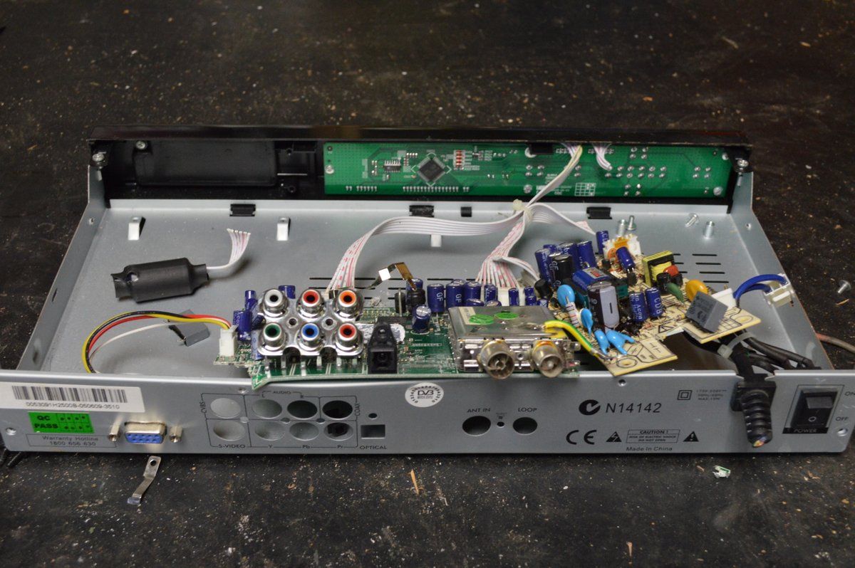 The Art of Making Junkbots : 14 Steps (with Pictures) - Instructables