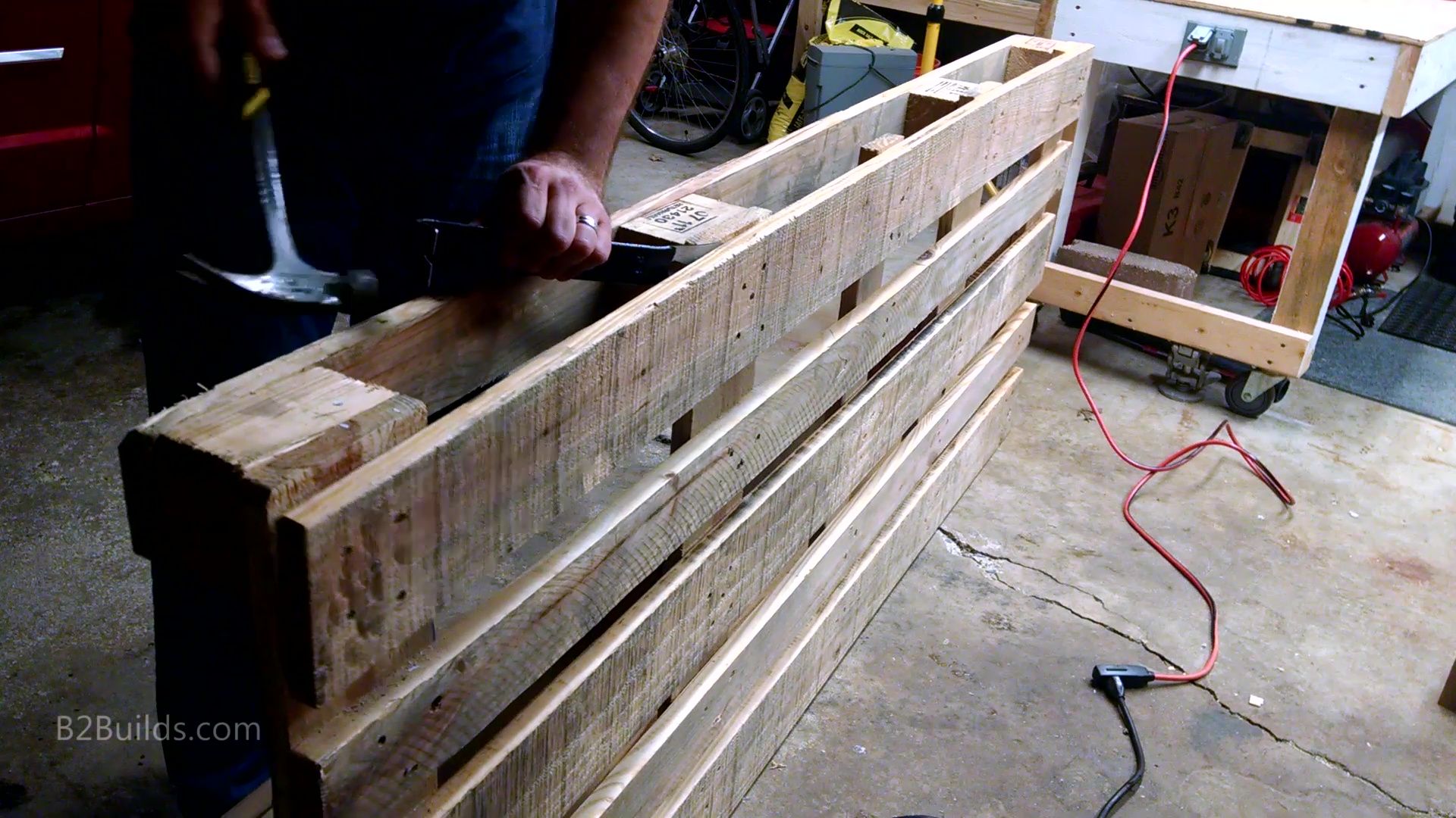 Floating Shelf Charging Station From Pallet Wood : 9 Steps (with ...