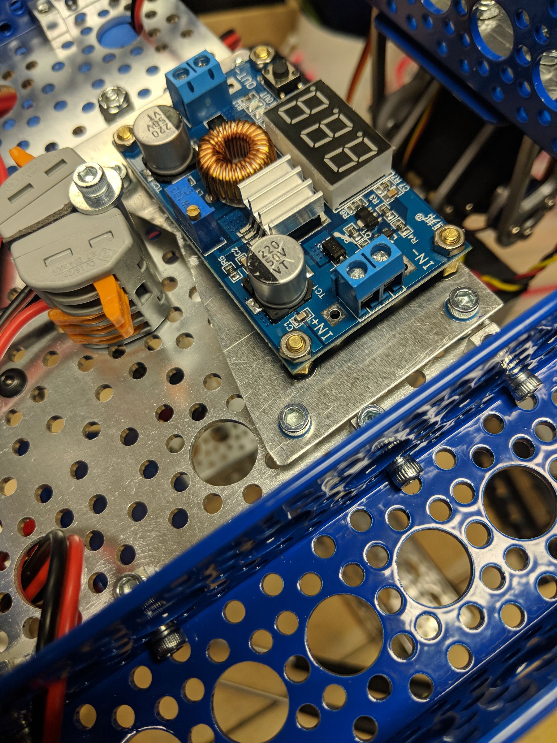 Trackbot Mk V : 8 Steps (with Pictures) - Instructables