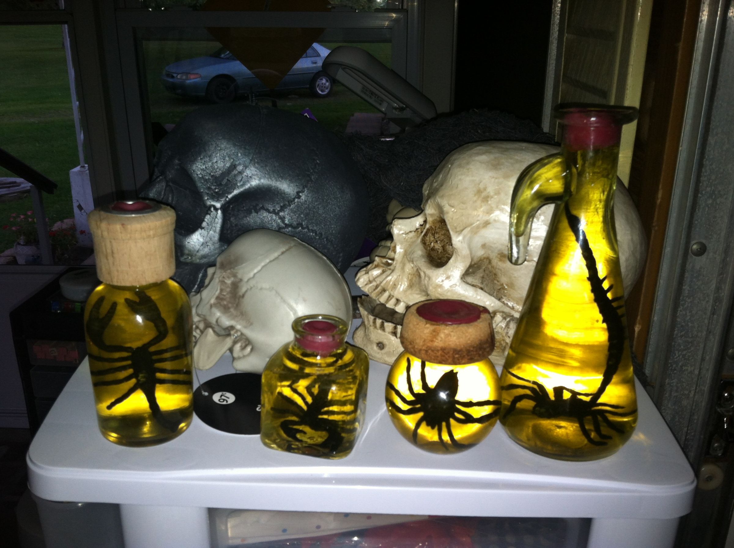 DIY Halloween Creepy Jars : 5 Steps - Instructables