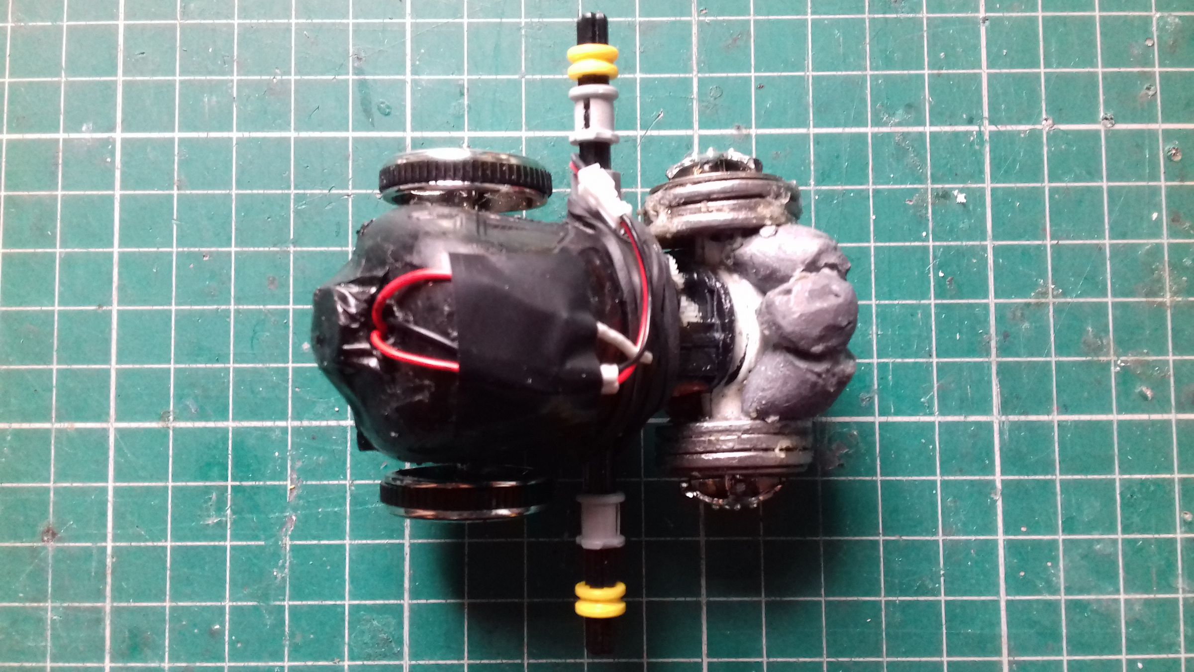 What's Inside My RC Lego BB8? : 9 Steps (with Pictures) - Instructables