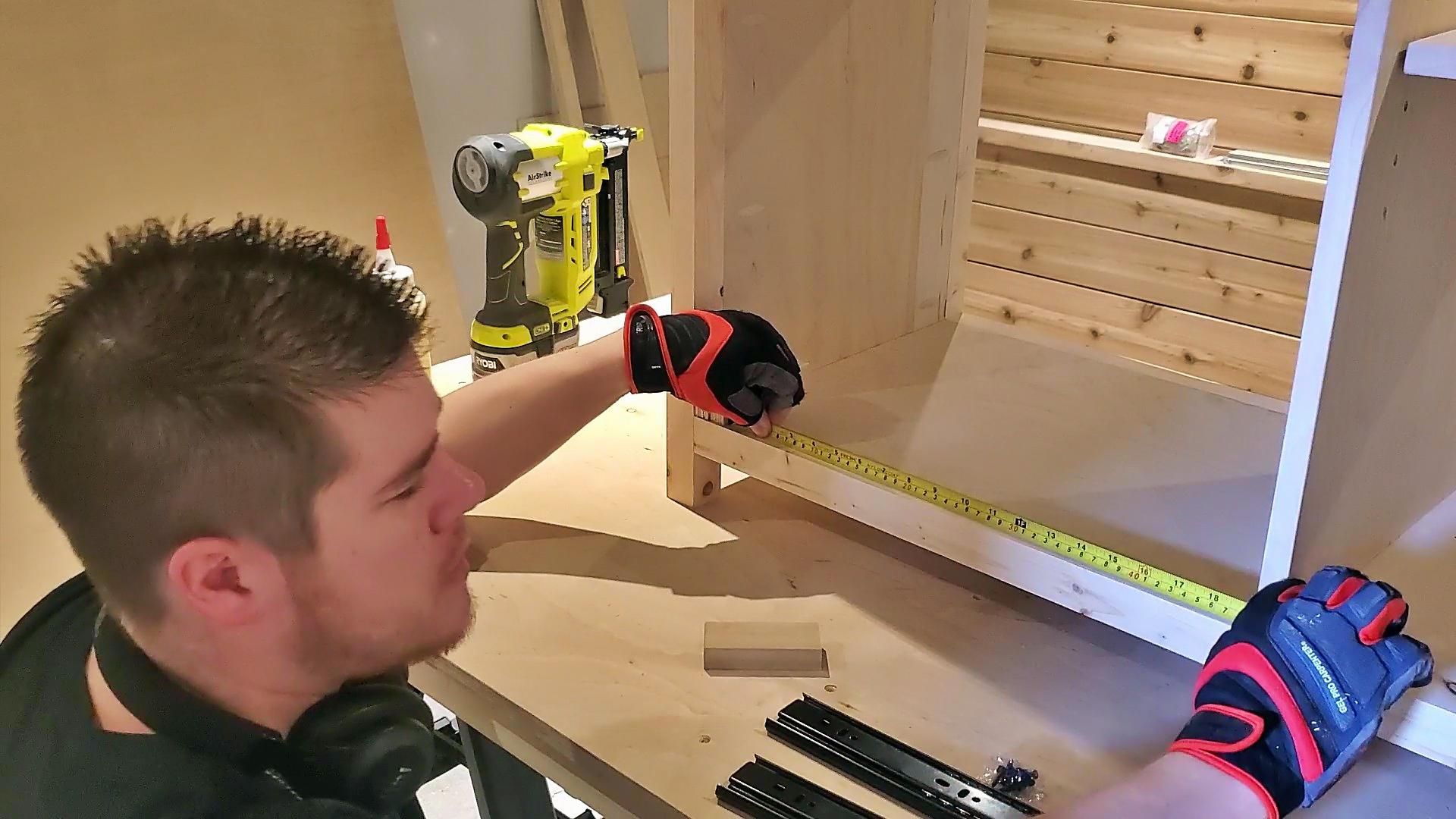 Beginners Guide to Drawers. Measure, Cut, Assemble, Mount, Finish. No ...