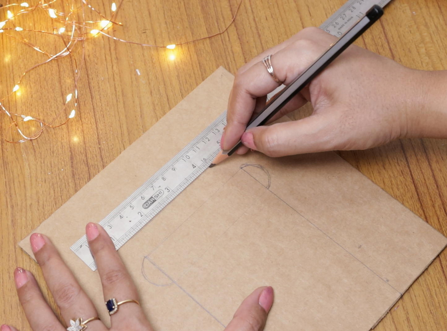 DIY Cardboard Wall Hanging : 20 Steps (with Pictures) - Instructables
