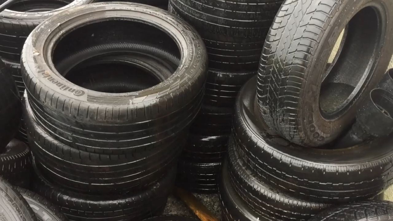 Old Car Tyre Stool : 13 Steps (with Pictures) - Instructables