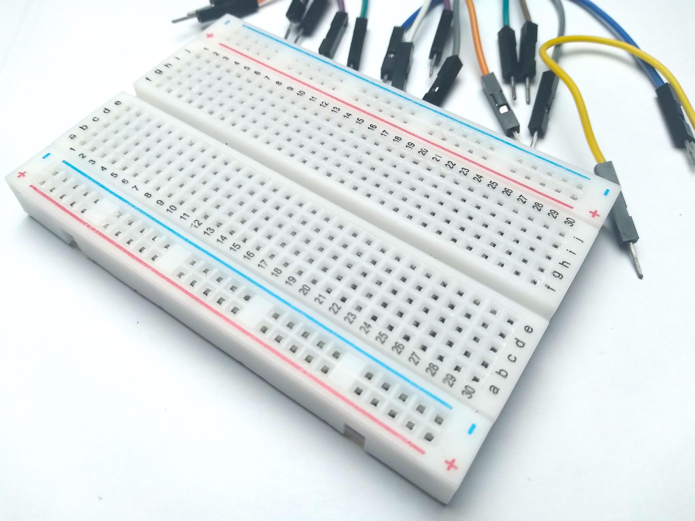 DIY Cheap and Simple Breadboard Power Supply : 5 Steps - Instructables