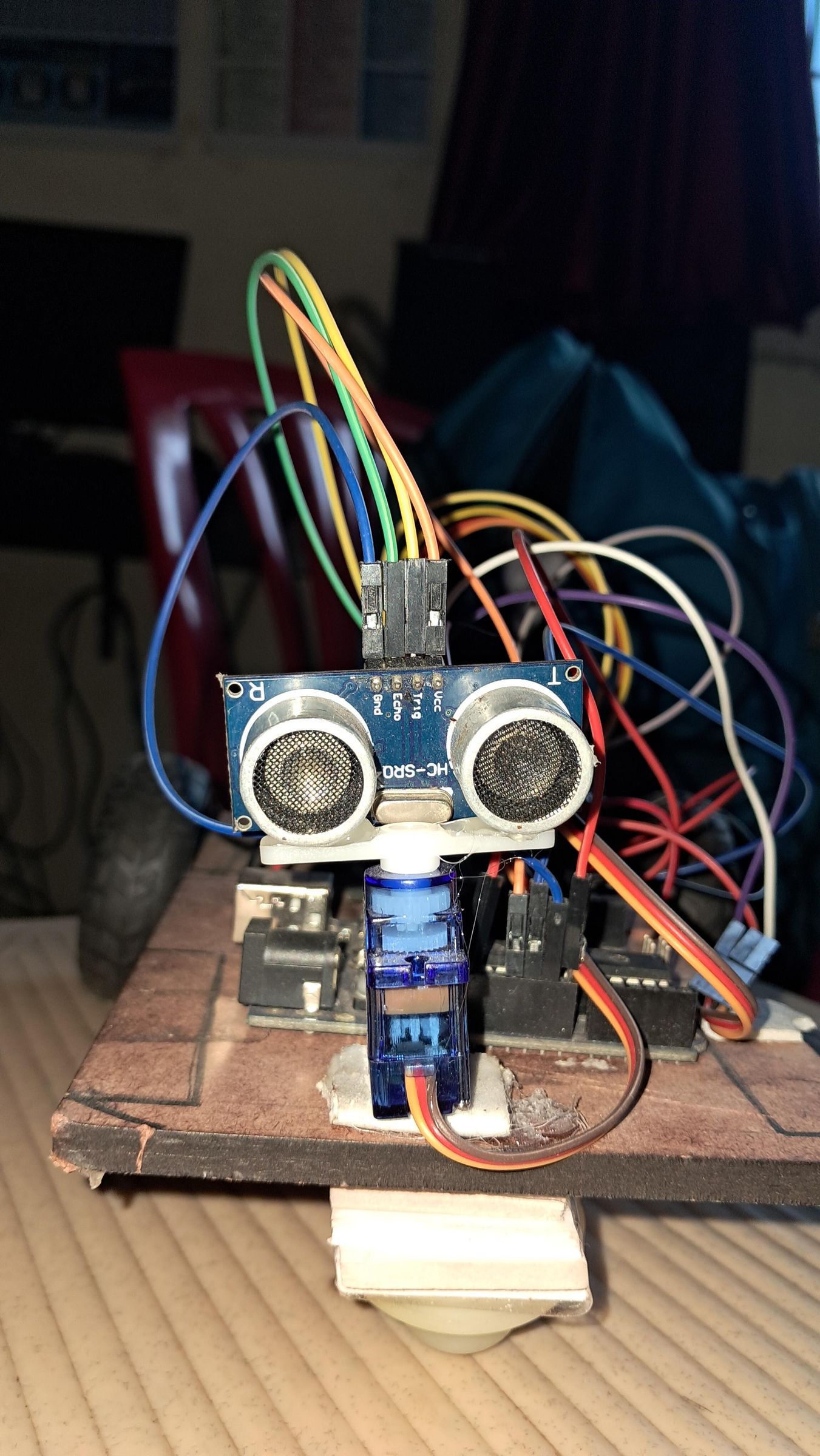 Obstacle Avoiding Car : 19 Steps - Instructables