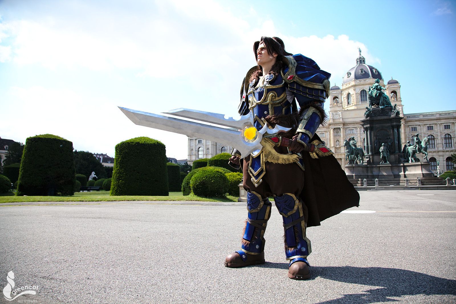 Varian Wrynn Cosplay