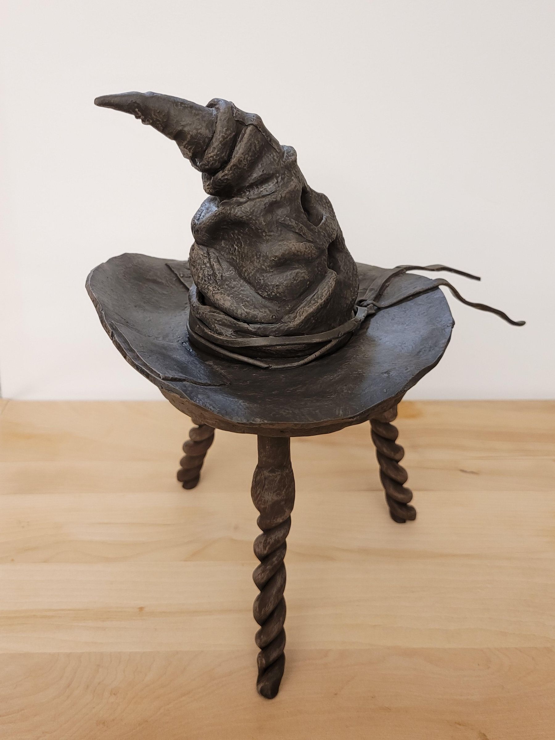 Clay Sorting Hat Pencil Holder on Stool (Harry Potter) : 18 Steps (with ...