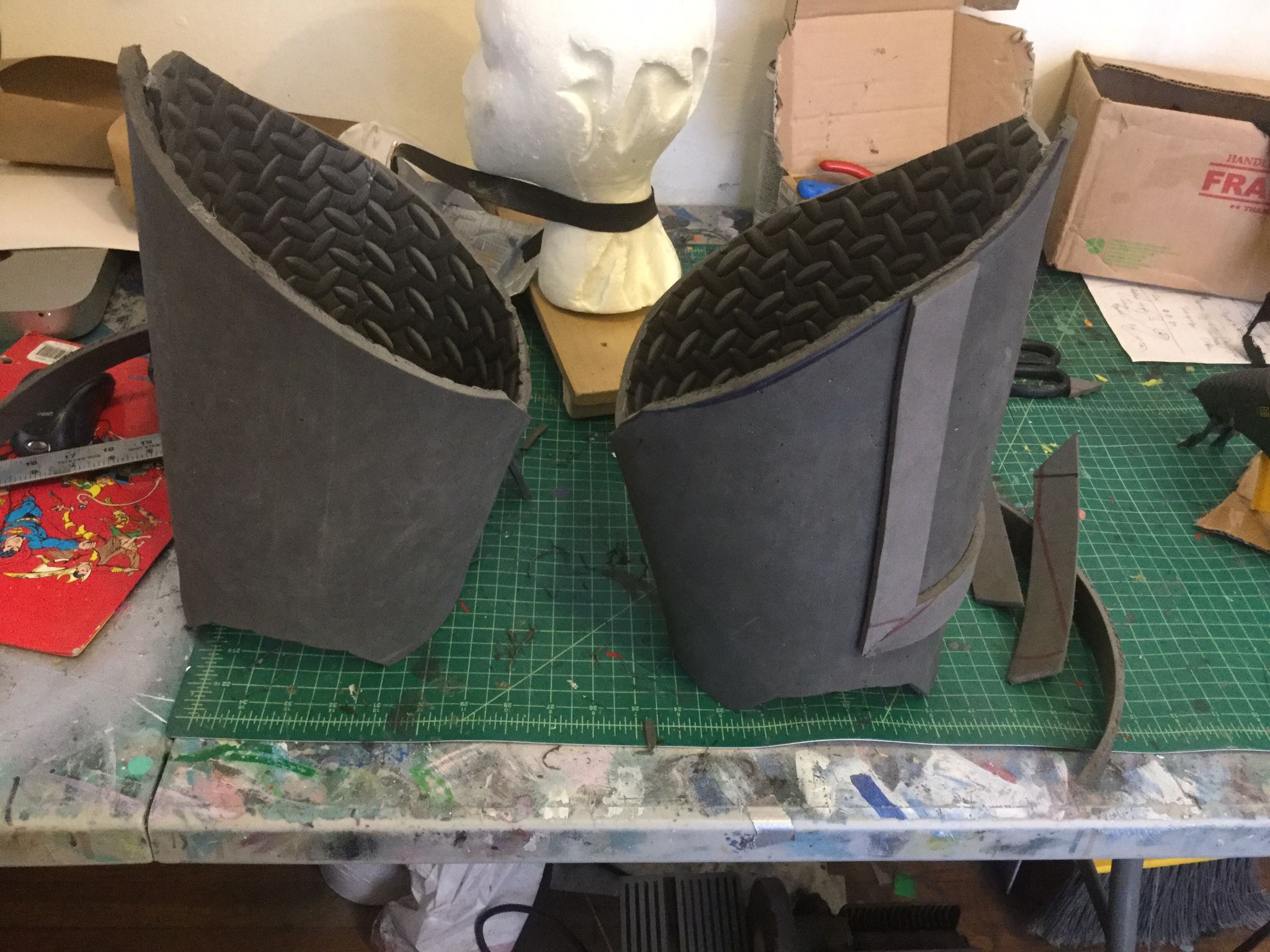 How to Make a Marvel: "Agent Venom" Costume : 11 Steps (with Pictures ...