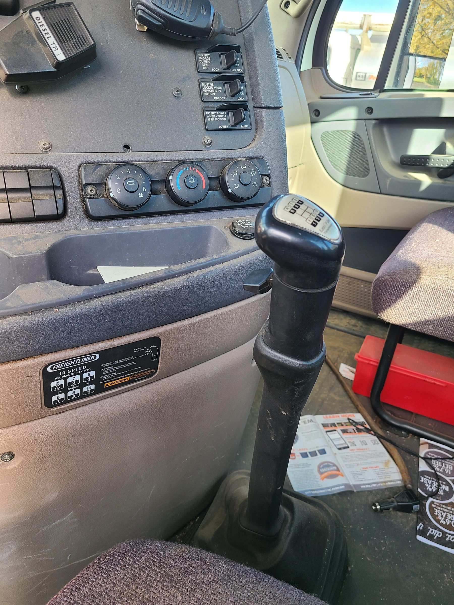 How to Tell the Difference in Semi Transmissions : 6 Steps - Instructables