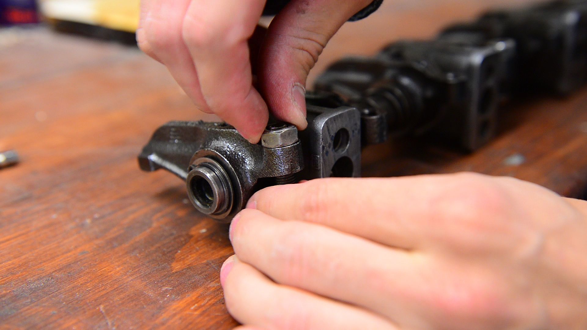 Rocker Arms Clothes Hanger : 7 Steps (with Pictures) - Instructables