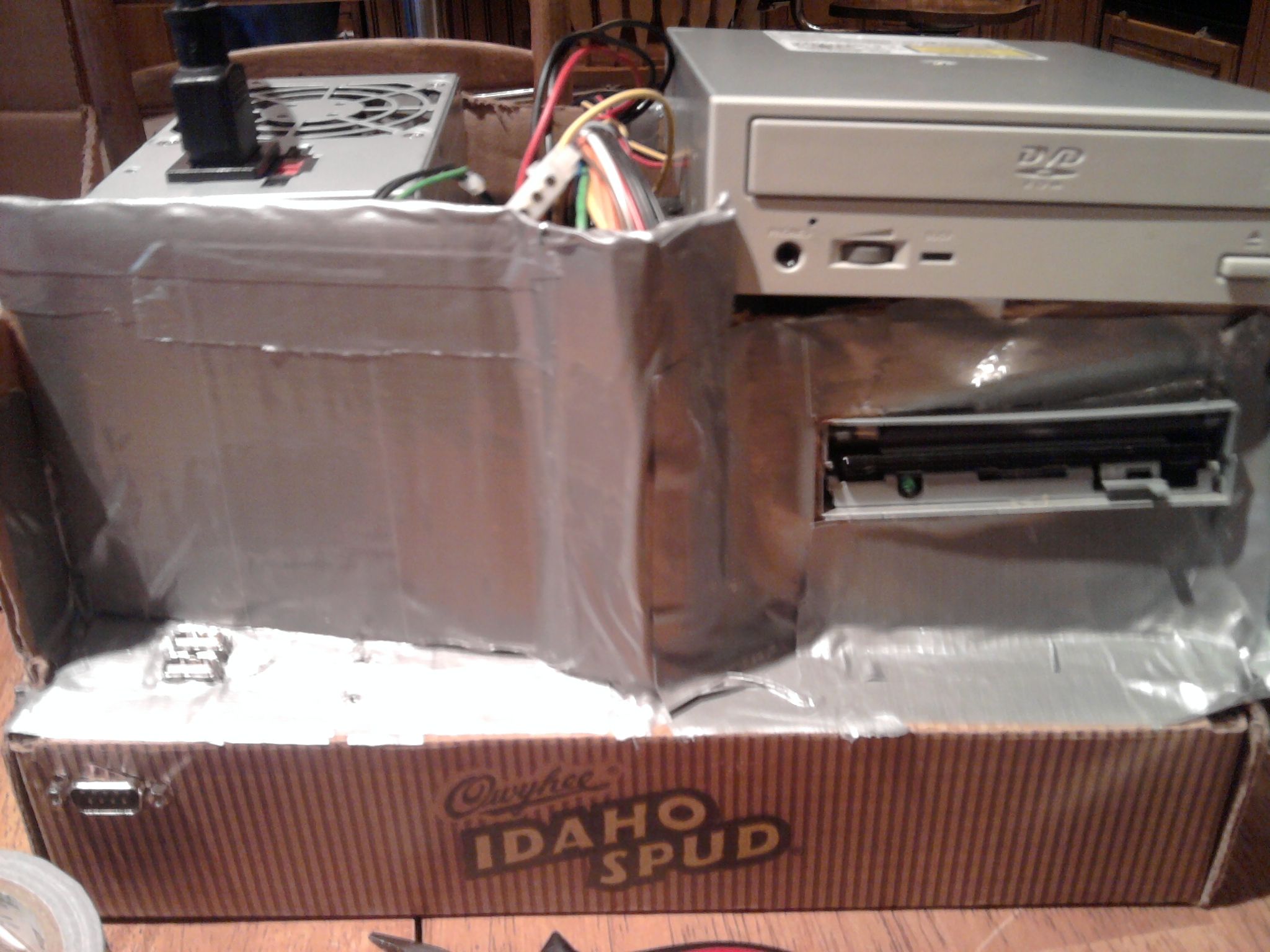 How to Make a Cardboard Computer (case) : 8 Steps - Instructables