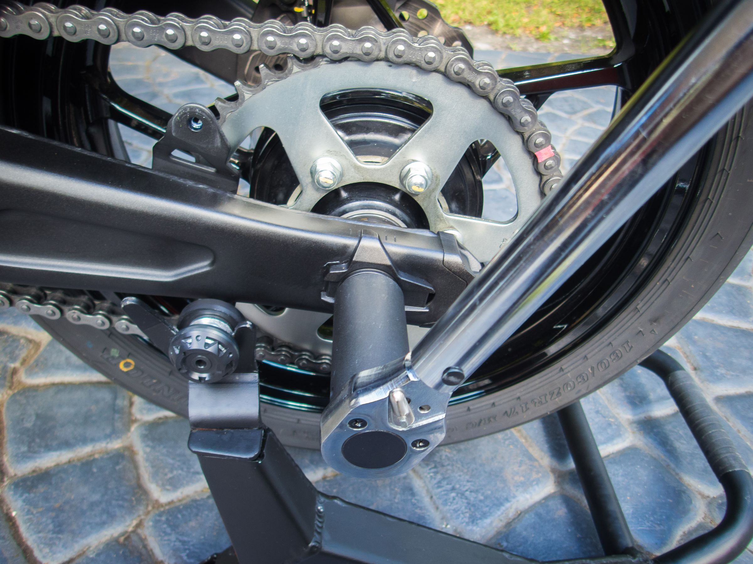 DIY - Motorcycle Chain Tension Adjustment & Rear Wheel Alignment : 13 ...