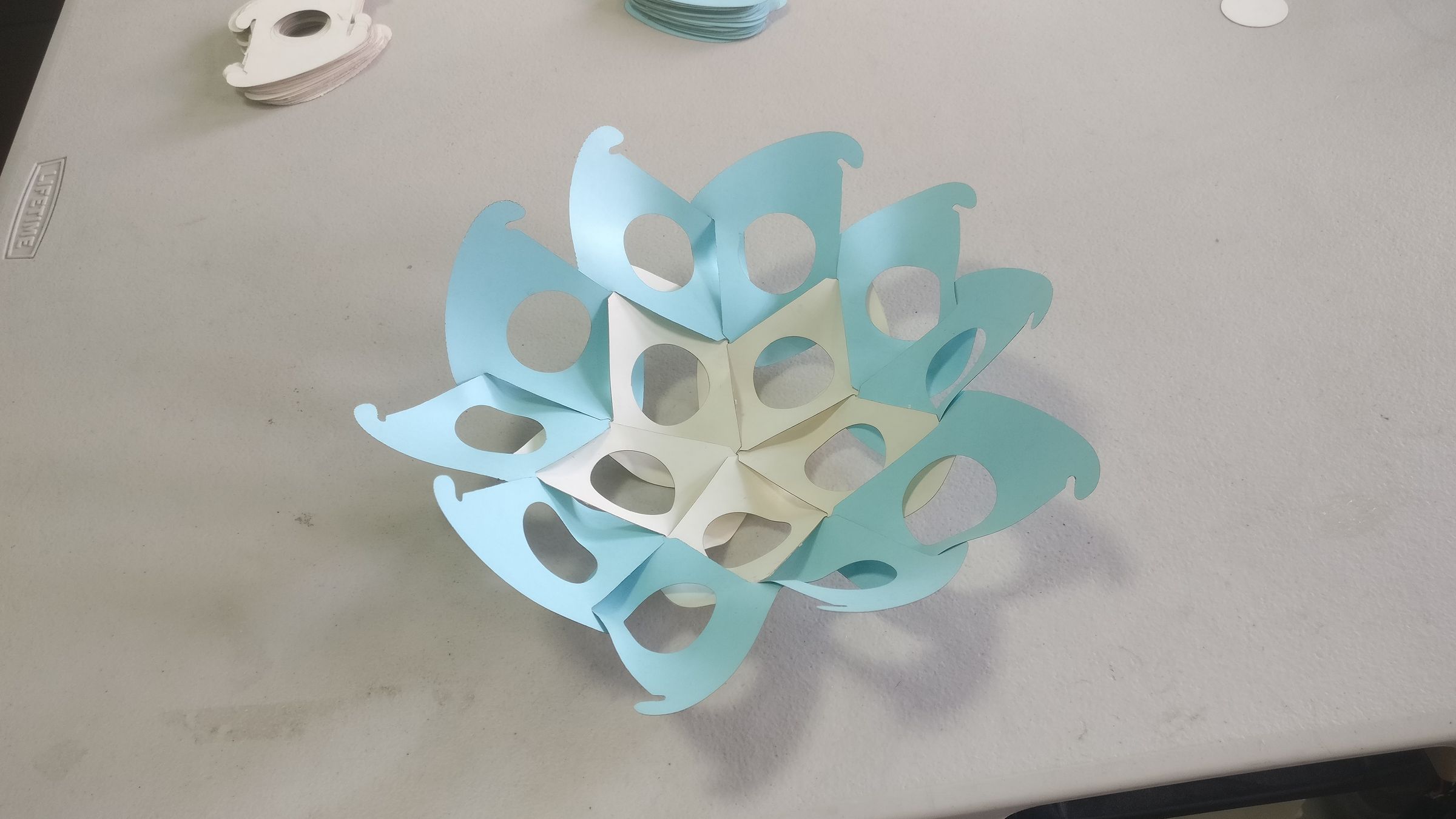 DIY Jigsaw Lamp : 8 Steps (with Pictures) - Instructables