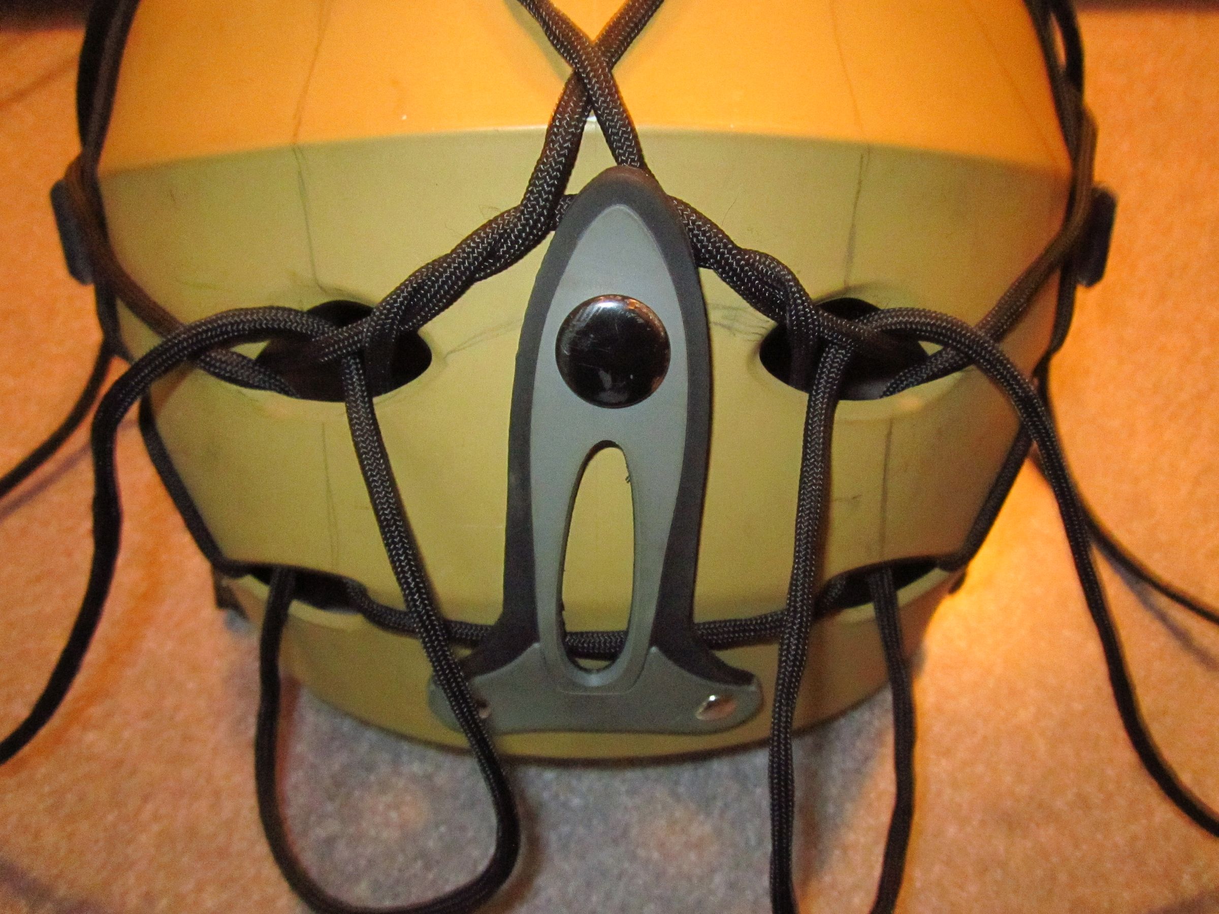 Helmet Paracord Web : 7 Steps (with Pictures) - Instructables