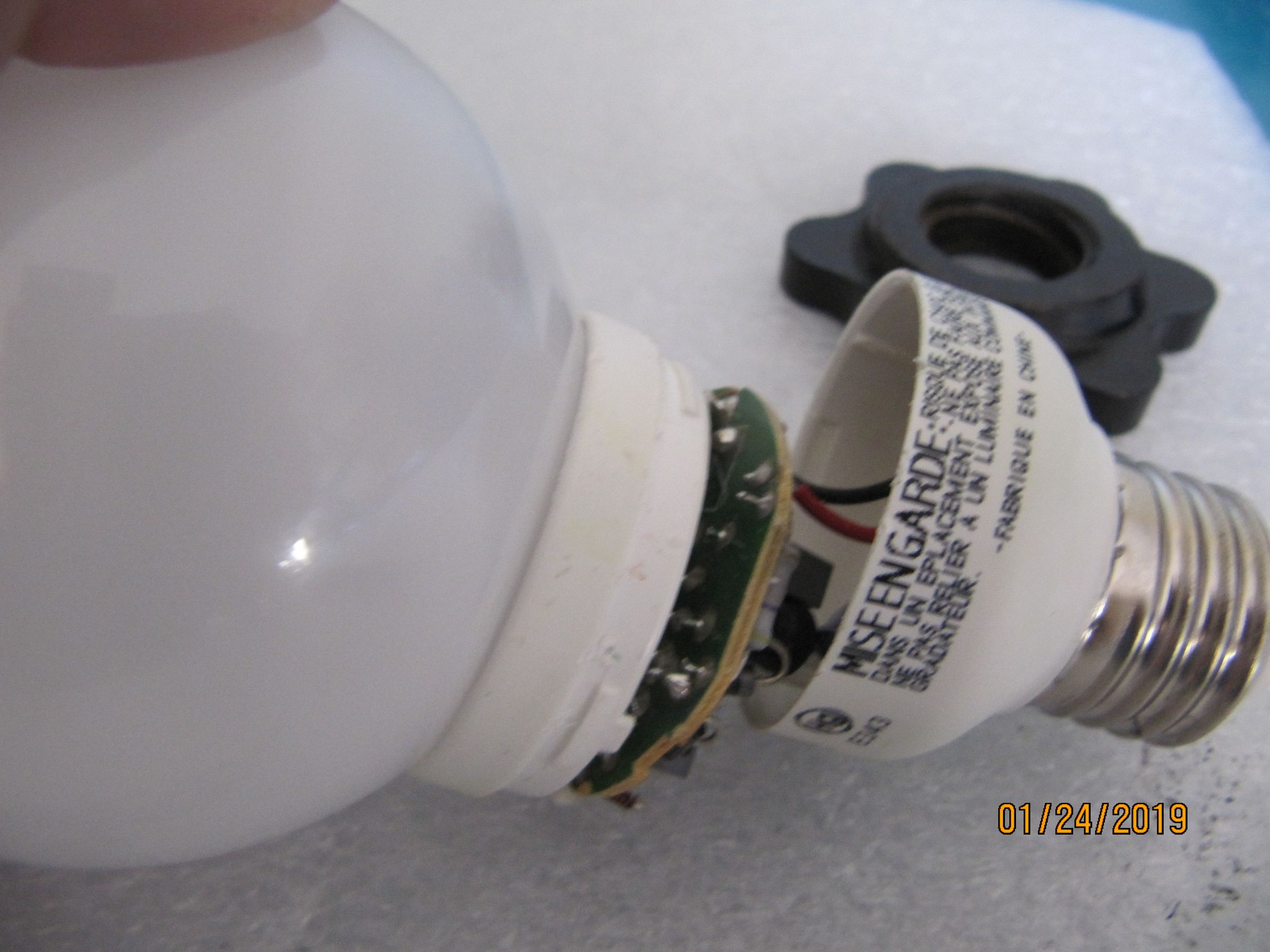 THE Light Bulb Hide Away : 5 Steps - Instructables