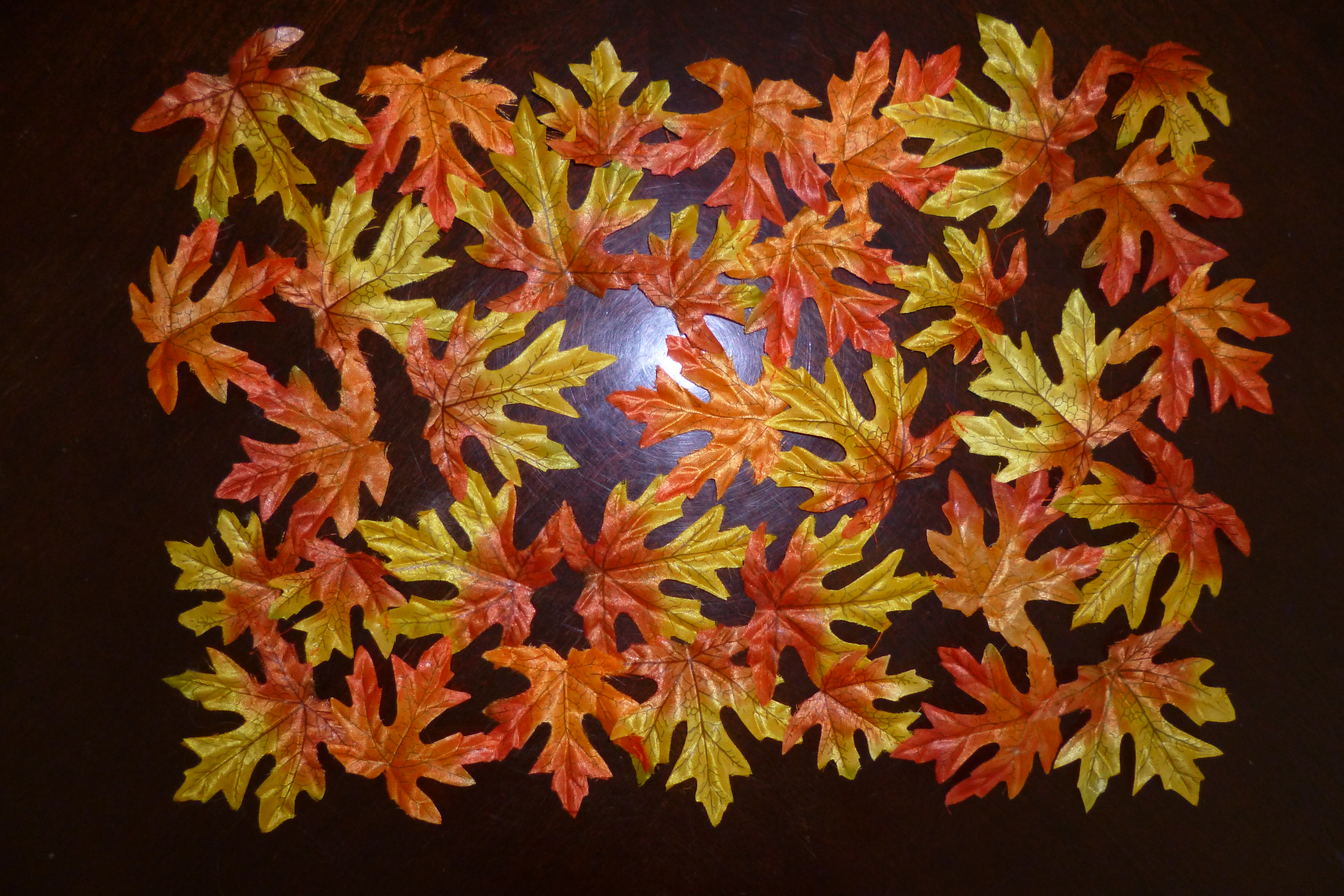 Decorating With Fall Leaves : 5 Steps (with Pictures) - Instructables