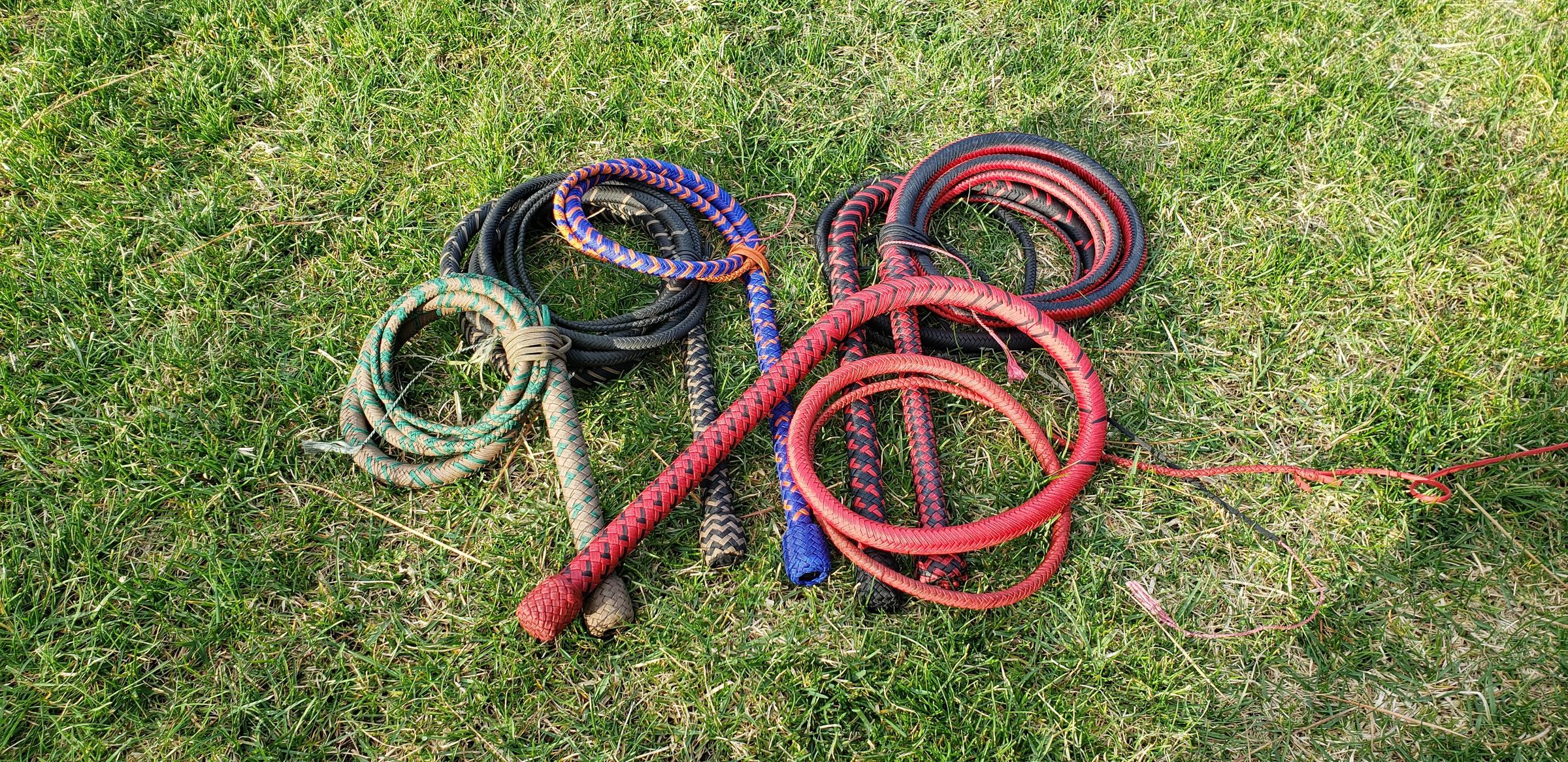 How to Make a 24 Plait 5 Belly Nylon Bullwhip : 10 Steps (with Pictures ...