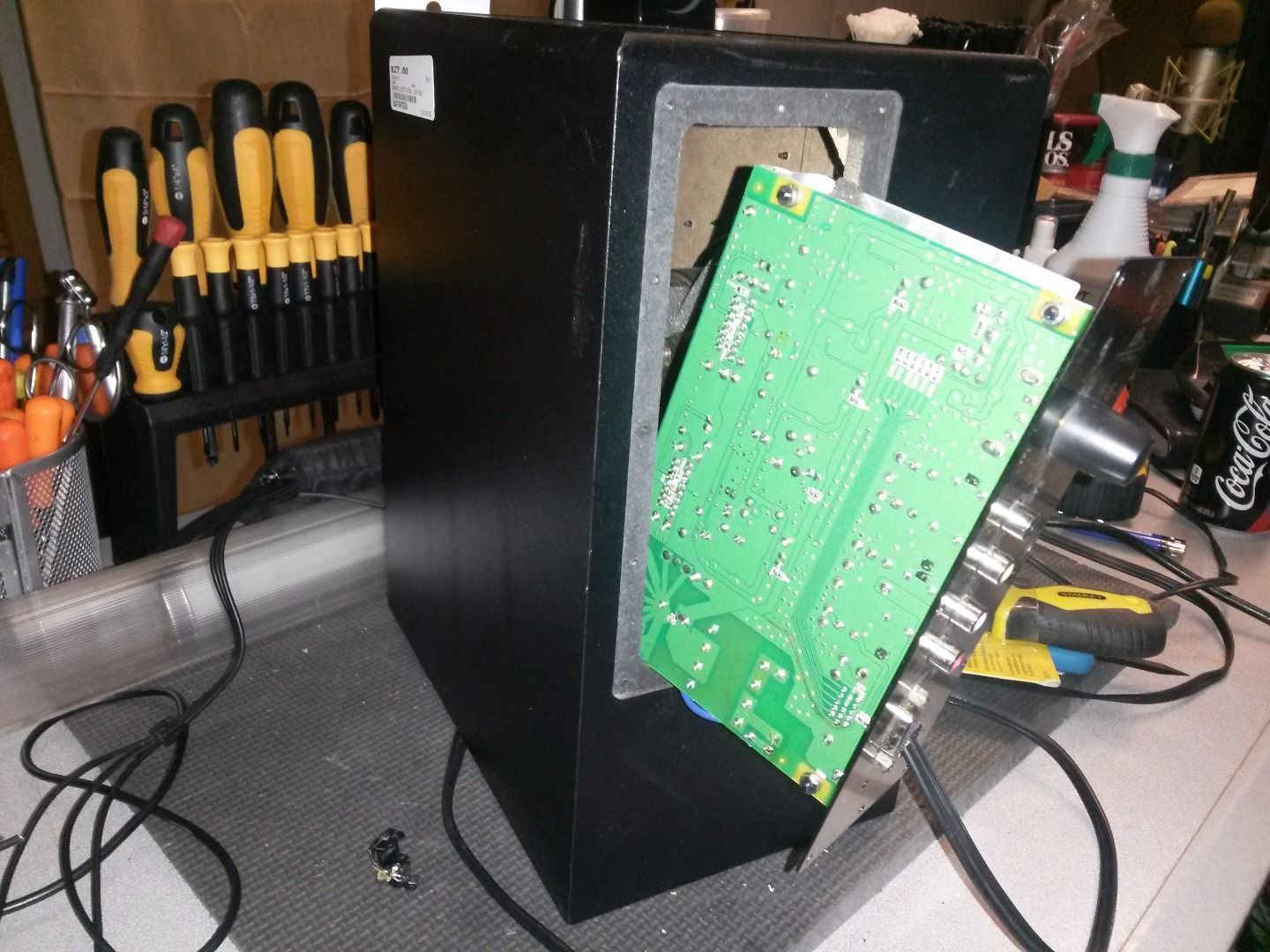 How to Fix a Dead Logitech X-530 Speaker System : 6 Steps - Instructables