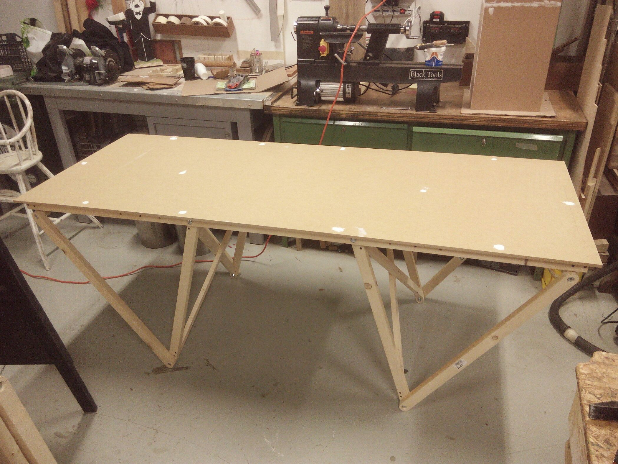 A Folding and Steady Work Bench : 10 Steps (with Pictures) - Instructables